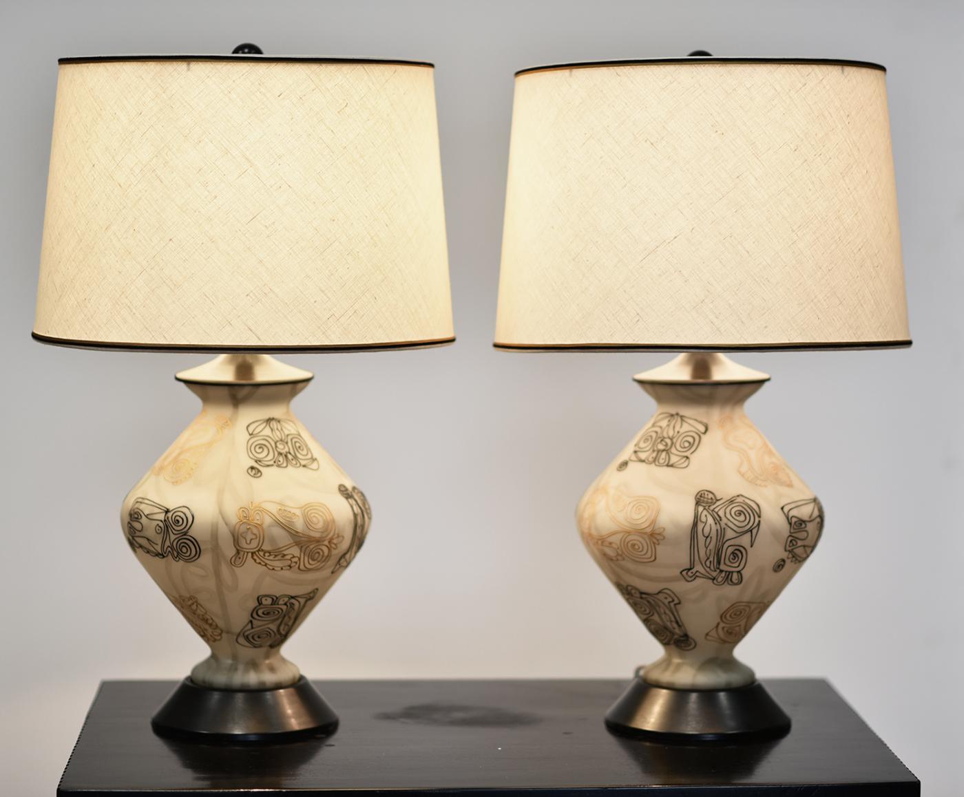 ITALIAN OVOID-SHAPED GLASS TABLE LAMPS