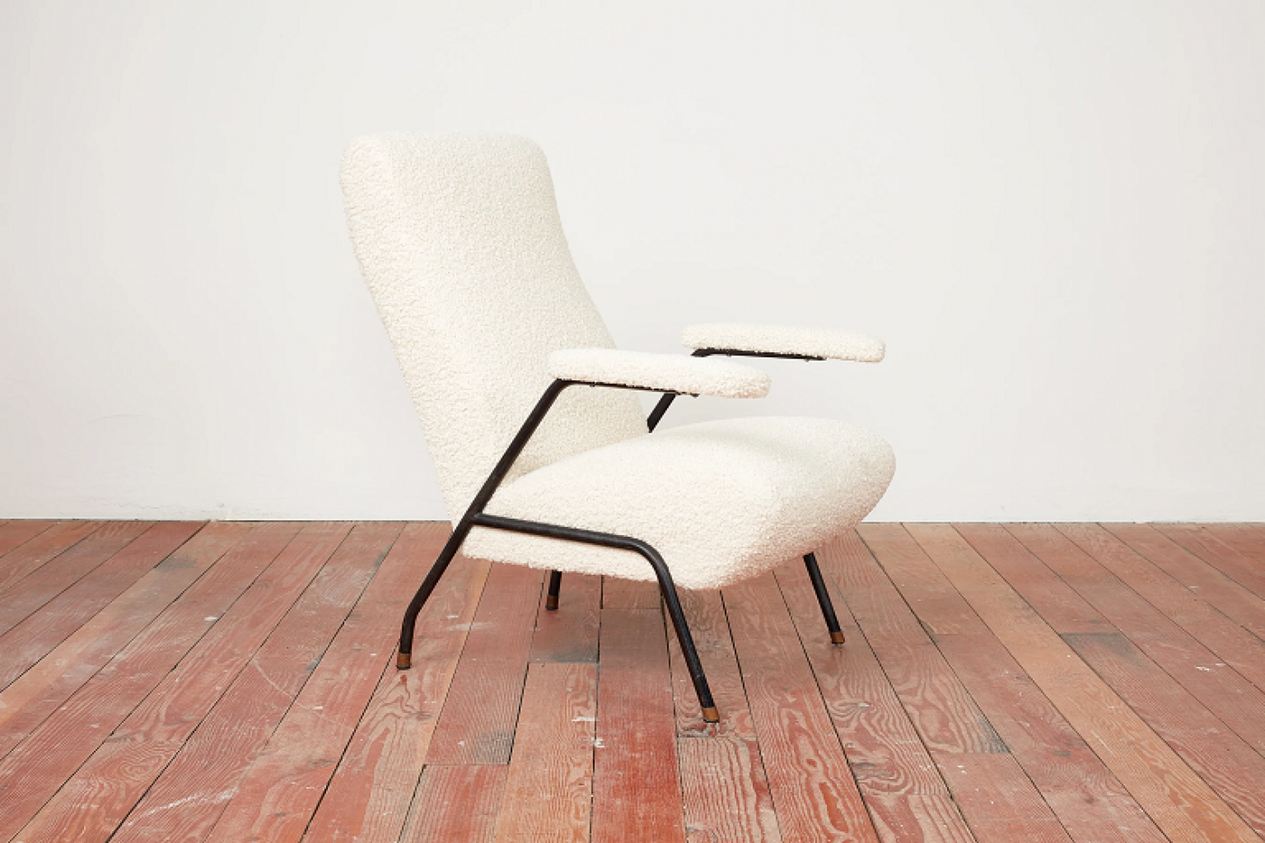 ITALIAN SCULPTURAL CHAIRS