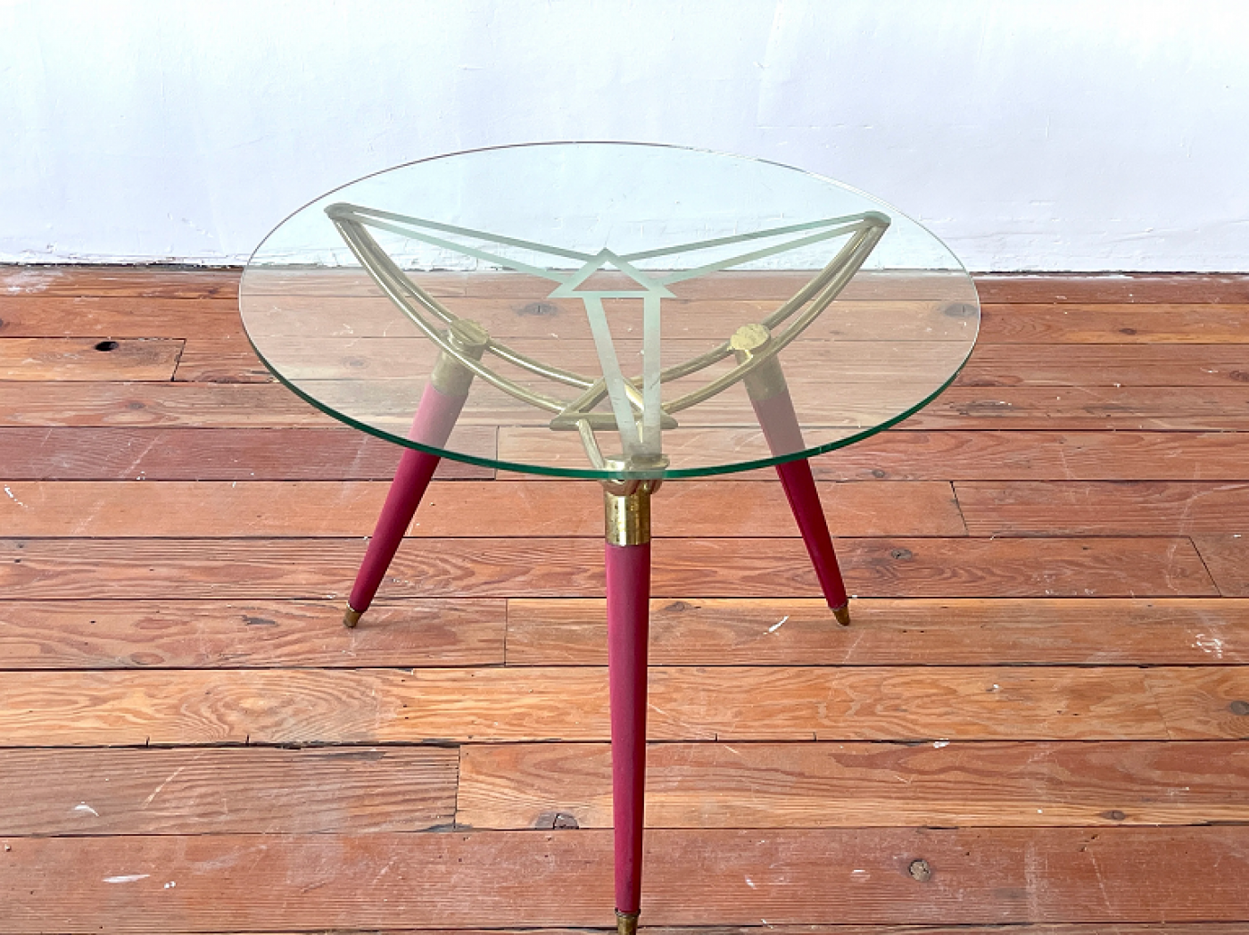 ITALIAN TRIPOD SIDE TABLE