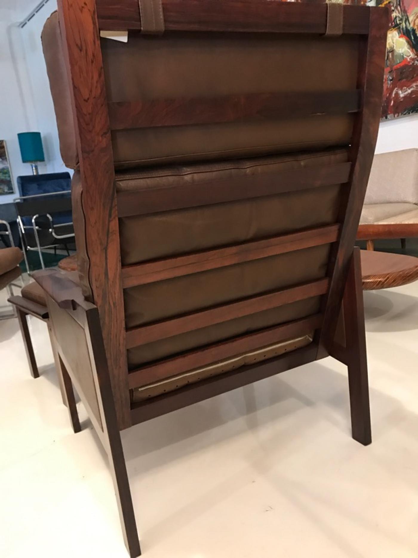 Illum Wikkelsø - Illum Wikkelso lounge chair and ottoman