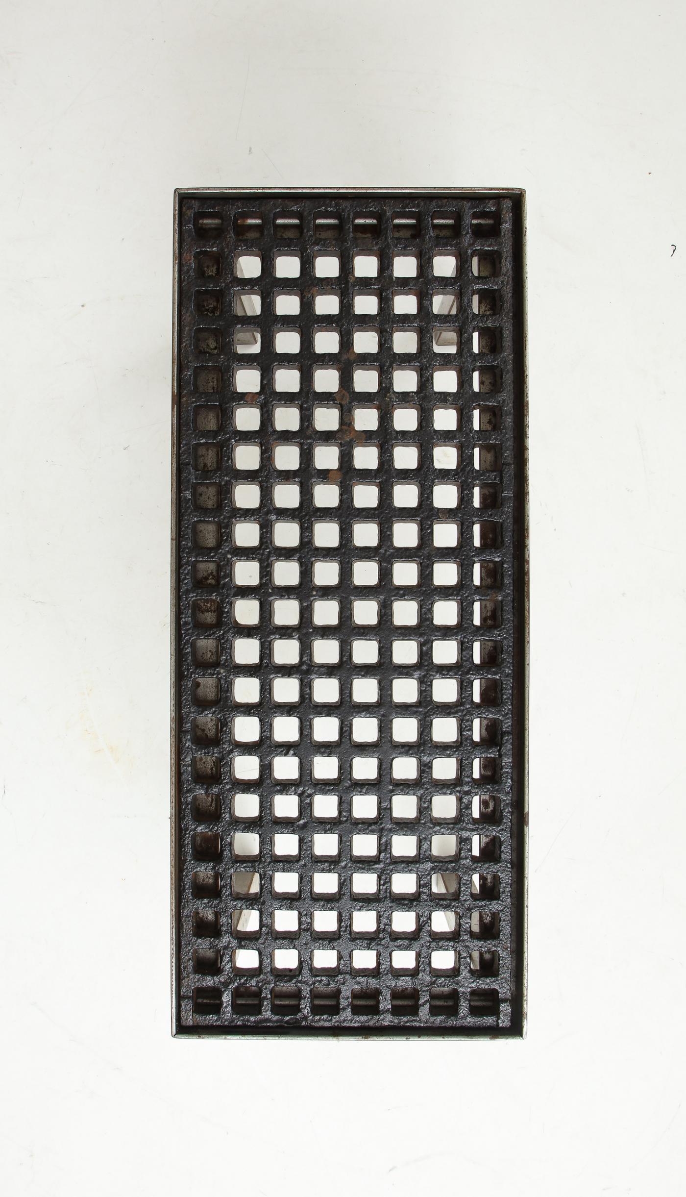 Industrial Heavy Grate Table