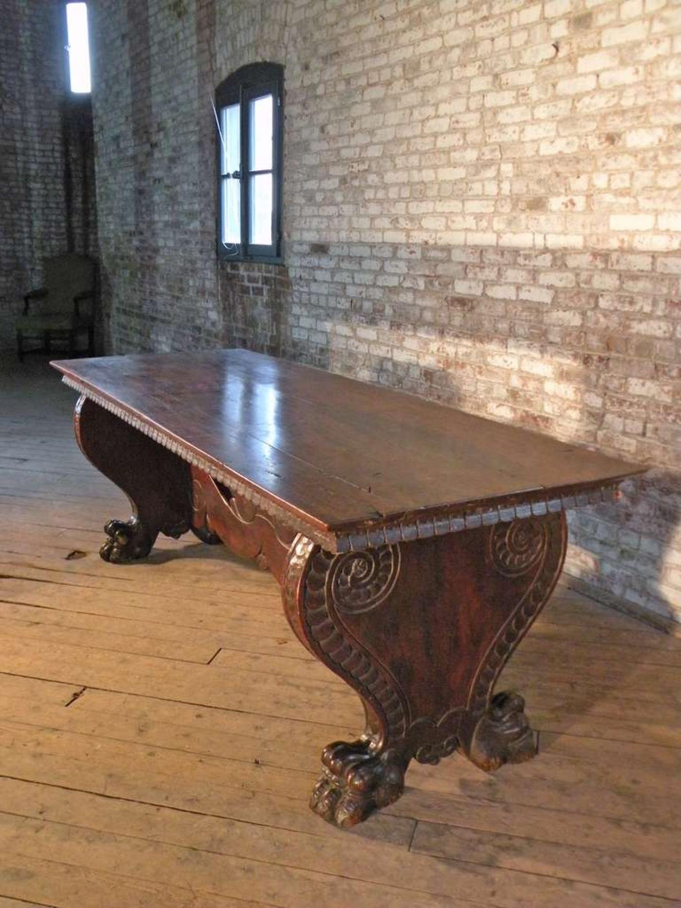 Italian 16th century Renaissance Walnut Trestle Table