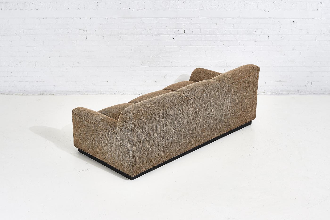 Jack Lenor Larsen - Jack Lenor Larson Sofa, 1970