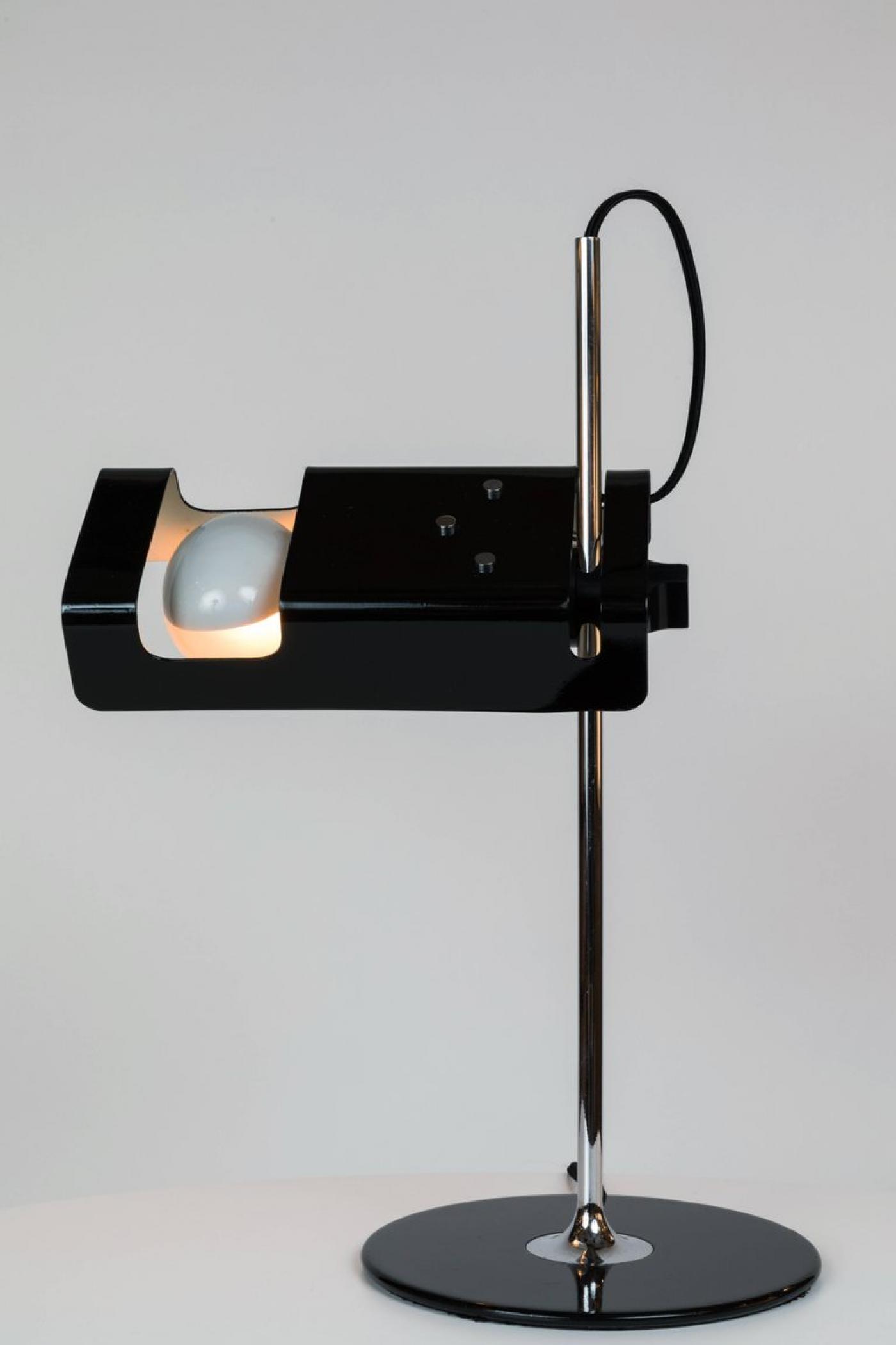Joe Colombo - 1960s Joe Colombo 'Spider' Table Lamp for Oluce Joe Colombo - 1960s Joe Colombo 'Spider' Table Lamp for Oluce