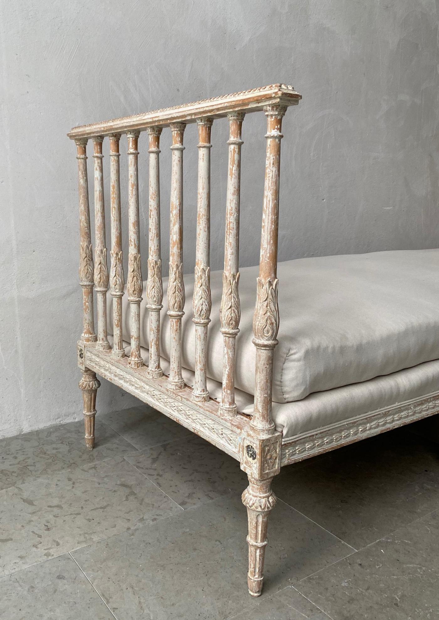 Johan Lindgren - 18th C. Swedish Gustavian Period Daybed Sofa In ...