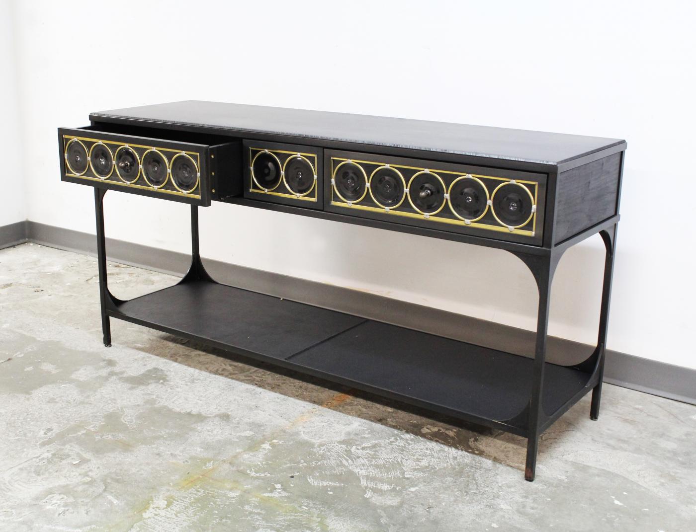 John Pomp - John Pomp Rondelle Console