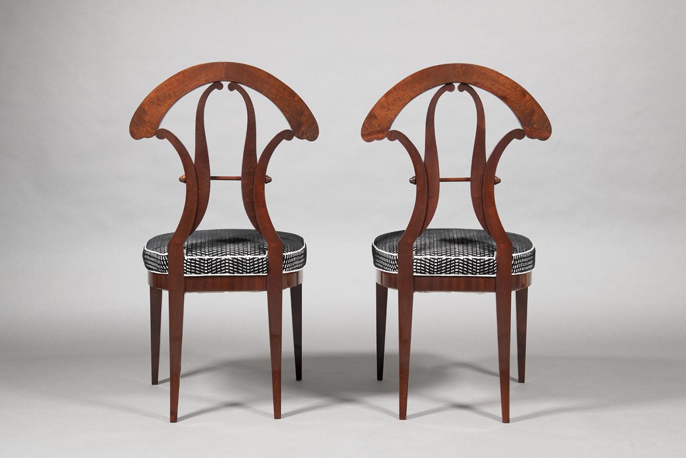 Josef Danhauser - A Pair of important Biedermeier Side Chairs by Josef ...
