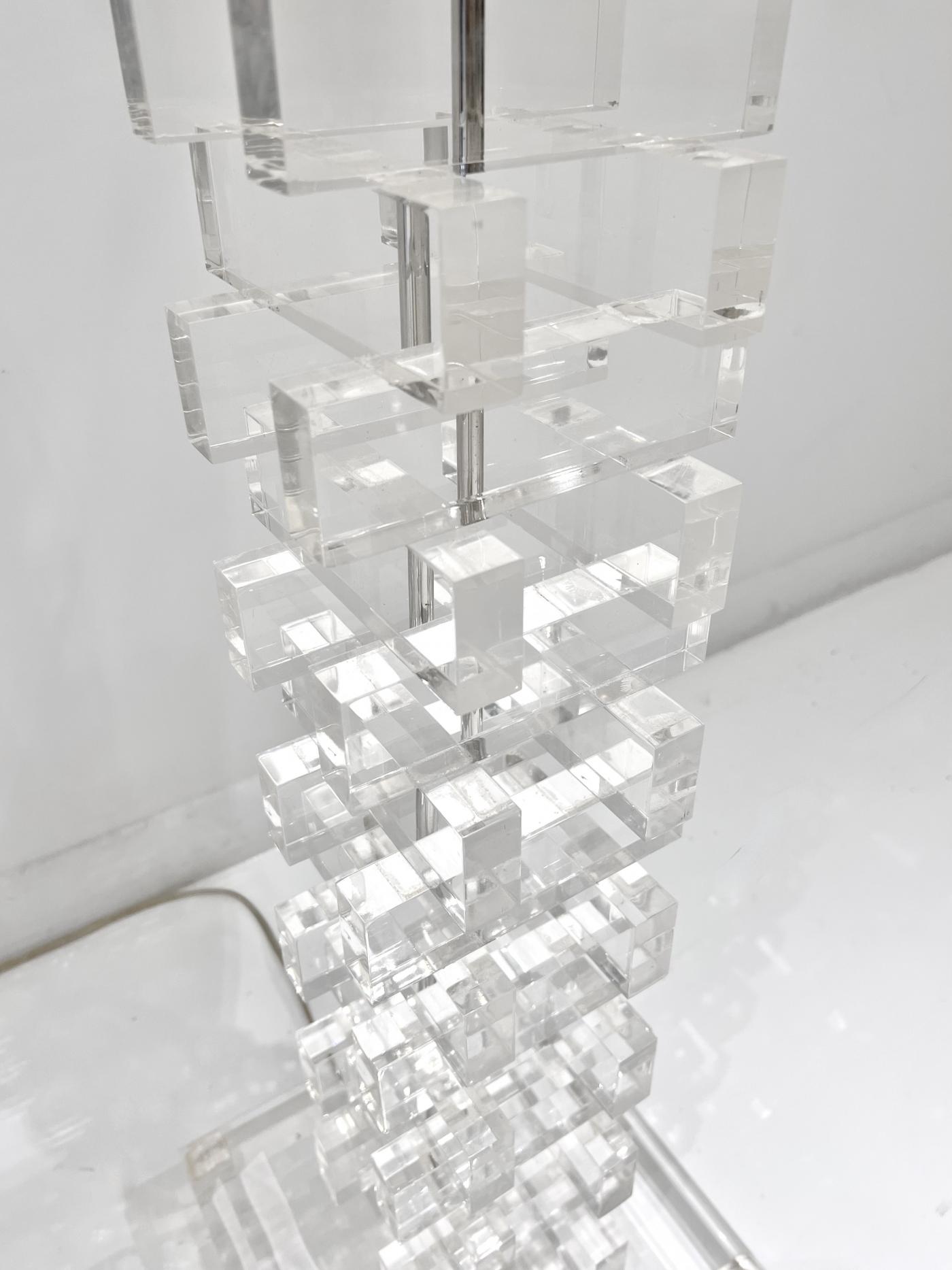 Karl Springer - VINTAGE STACKED LUCITE FLOOR LAMP