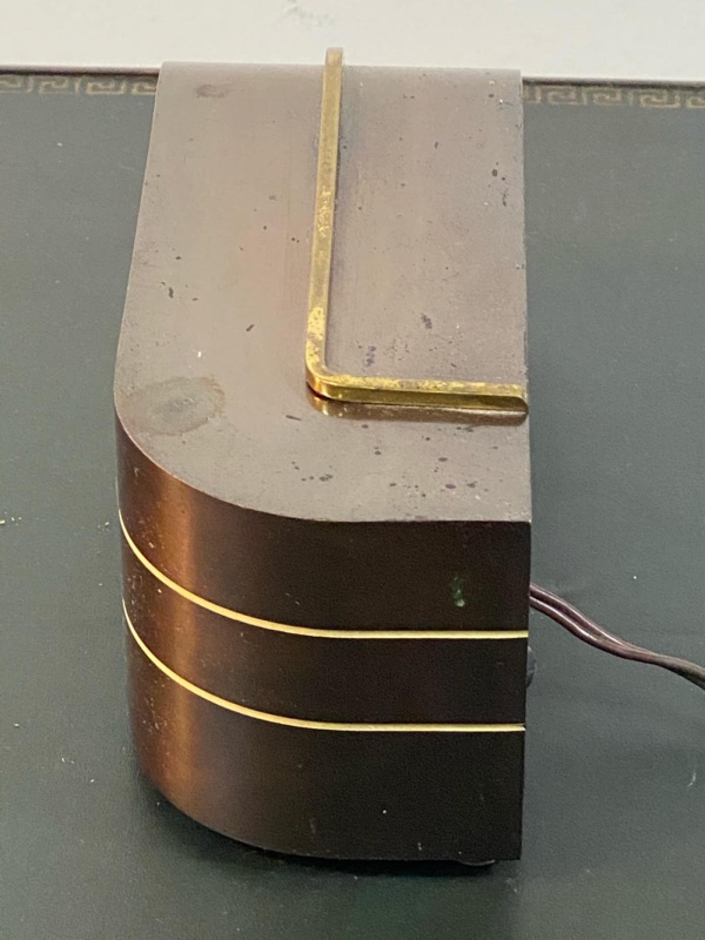 Kem Weber - MODERNIST STREAMLINE ART DECO CLOCK 'ZEPHYR' BY KEM WEBER