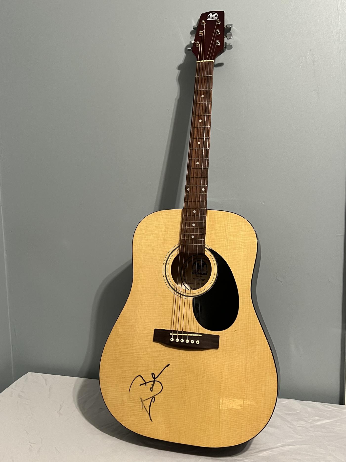 LES PAUL AUTOGRAPHED ACOUSTIC GUITAR WITH FRAMED AUTOGRAPHED PHOTOGRAPH