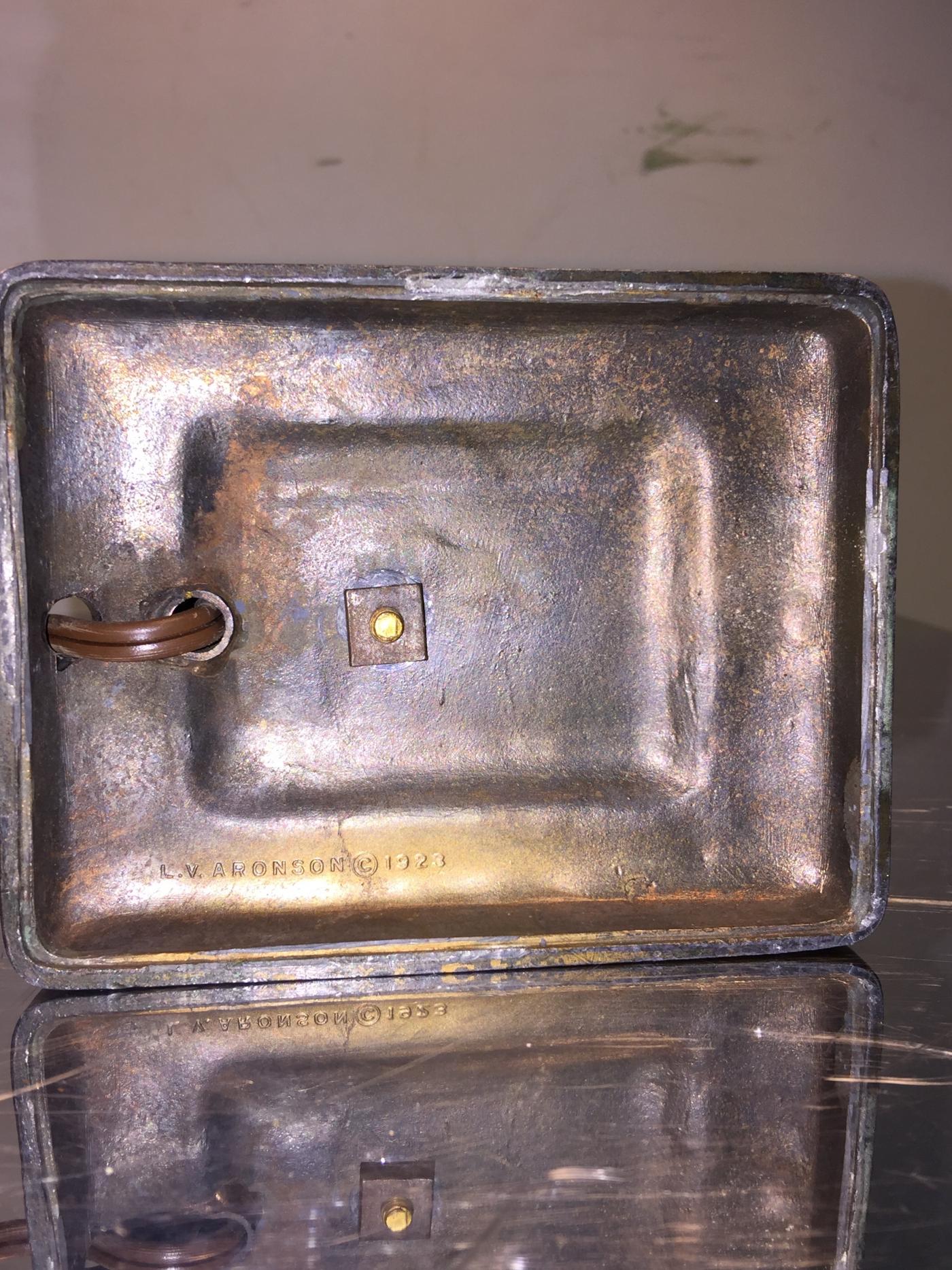 LOUIS V ARONSON - ART DECO NAUGHTY NUDE EGYPTIAN SARCOPHAGUS LAMP