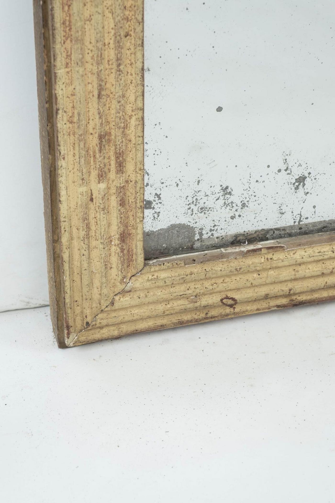 Large Rectangular-Shaped Fluted Giltwood Mirror