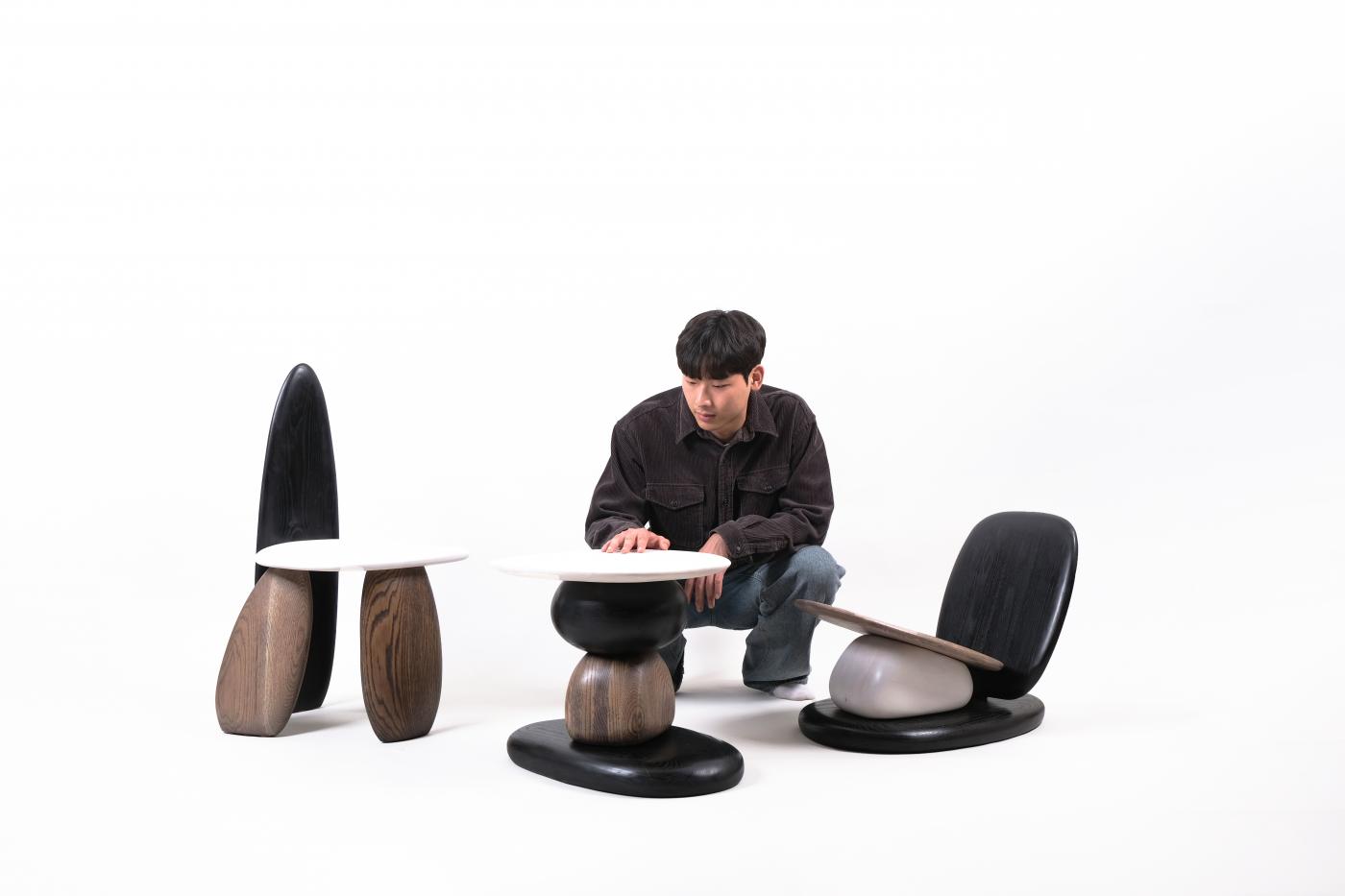 Lee Yechan - Immersion Table