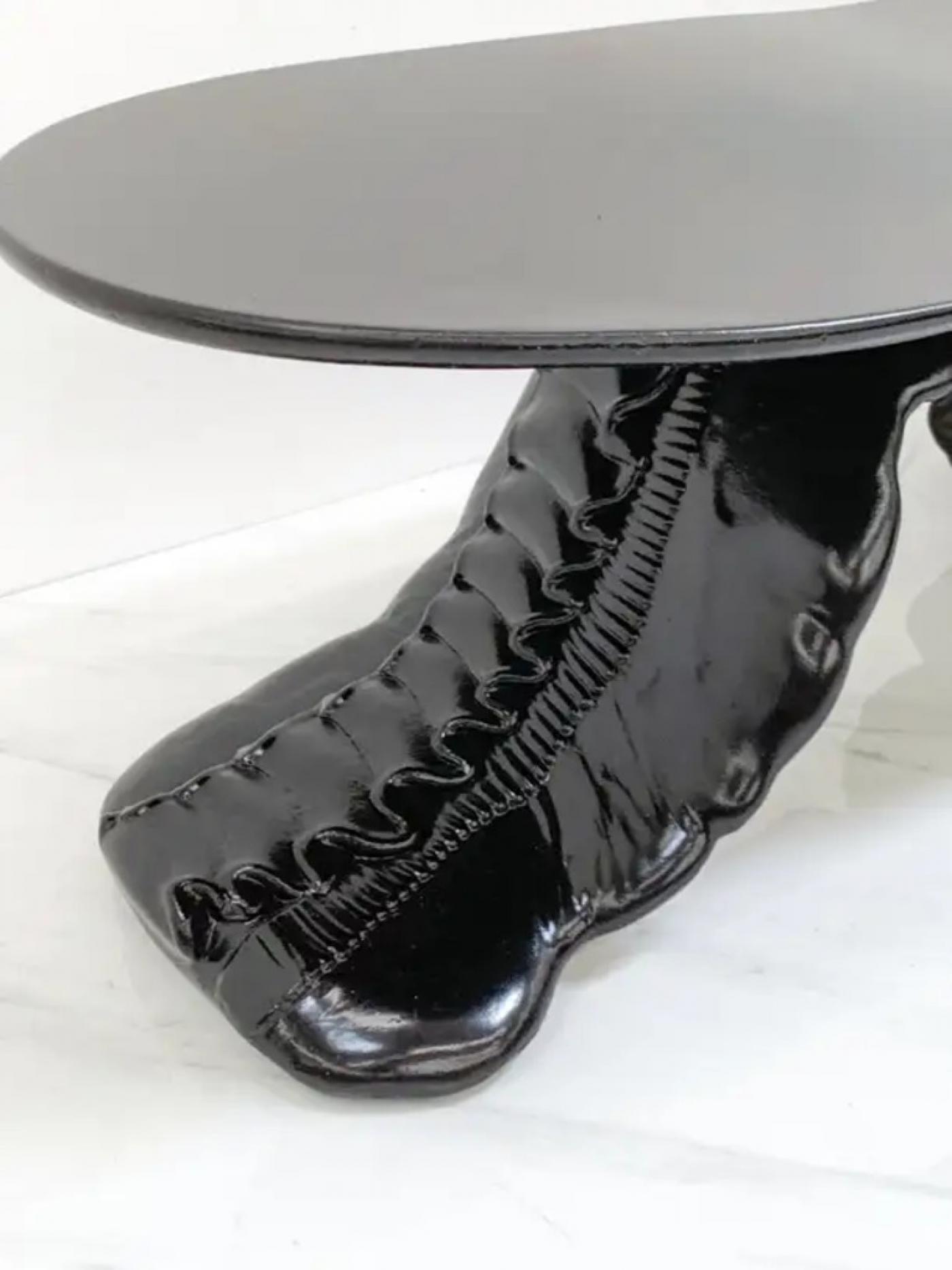 Louis Durot - Louis Durot Tongue Coffee Table in Jet Black