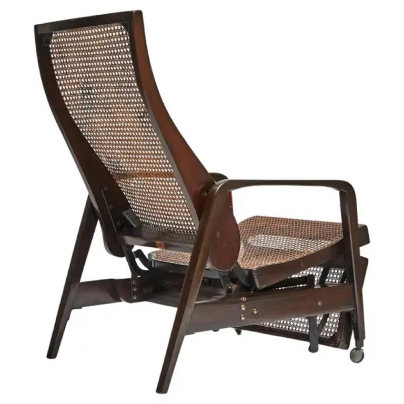 Móveis Gerdau - Mid-Century Modern Sun Deck Chaise in Hardwood & Cane ...