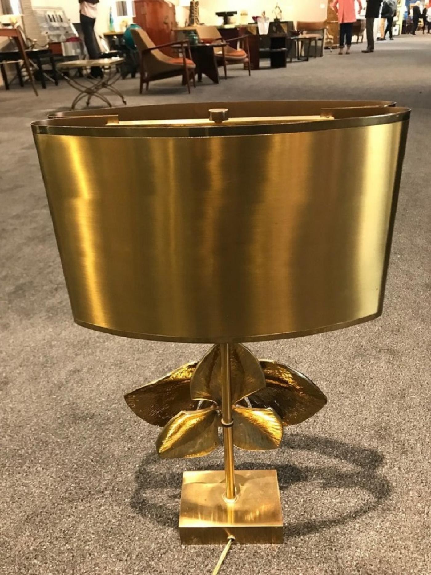 Maison Charles - Rare bronze "Lotus" table lamp by Maison Charles
