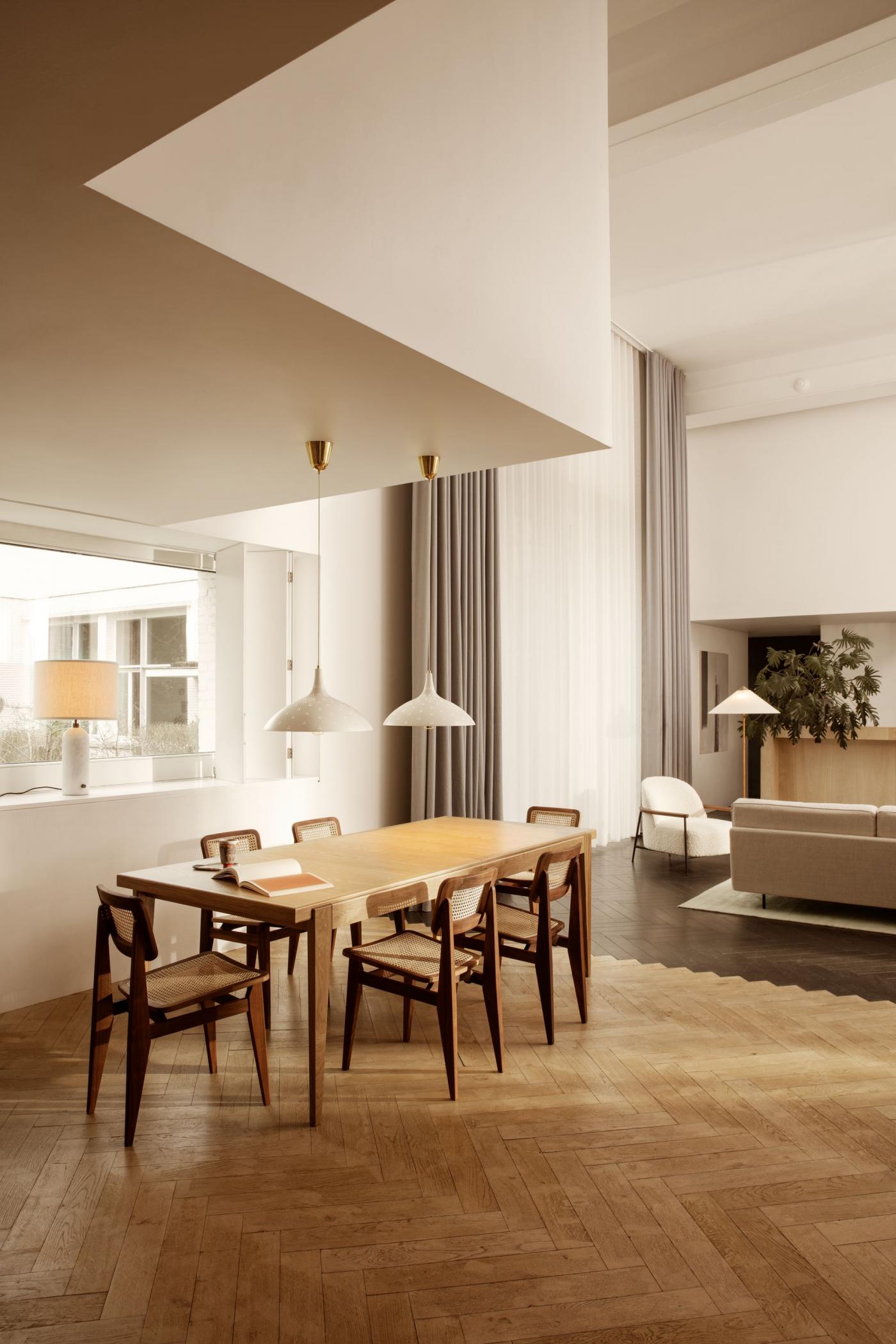 Marcel Gascoin - Marcel Gascoin C-Chair Dining Chair in American Walnut