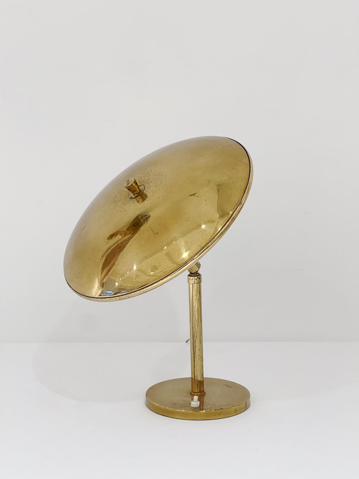 Max Ingrand - Max Ingrand for Fontana Arte Saucer Table Lamp