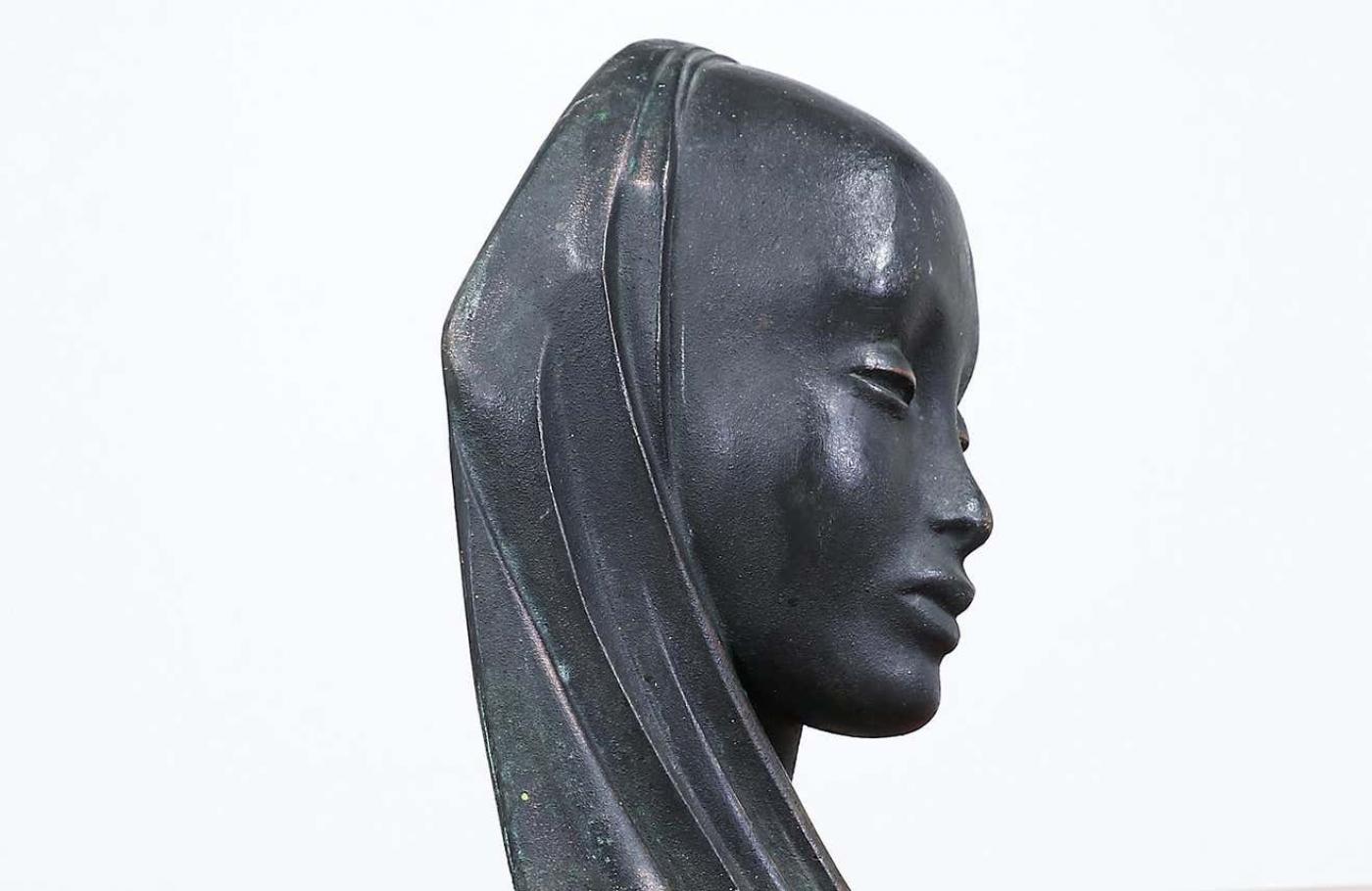 Mid-Century Modern Bronze Women Bust Sculpture