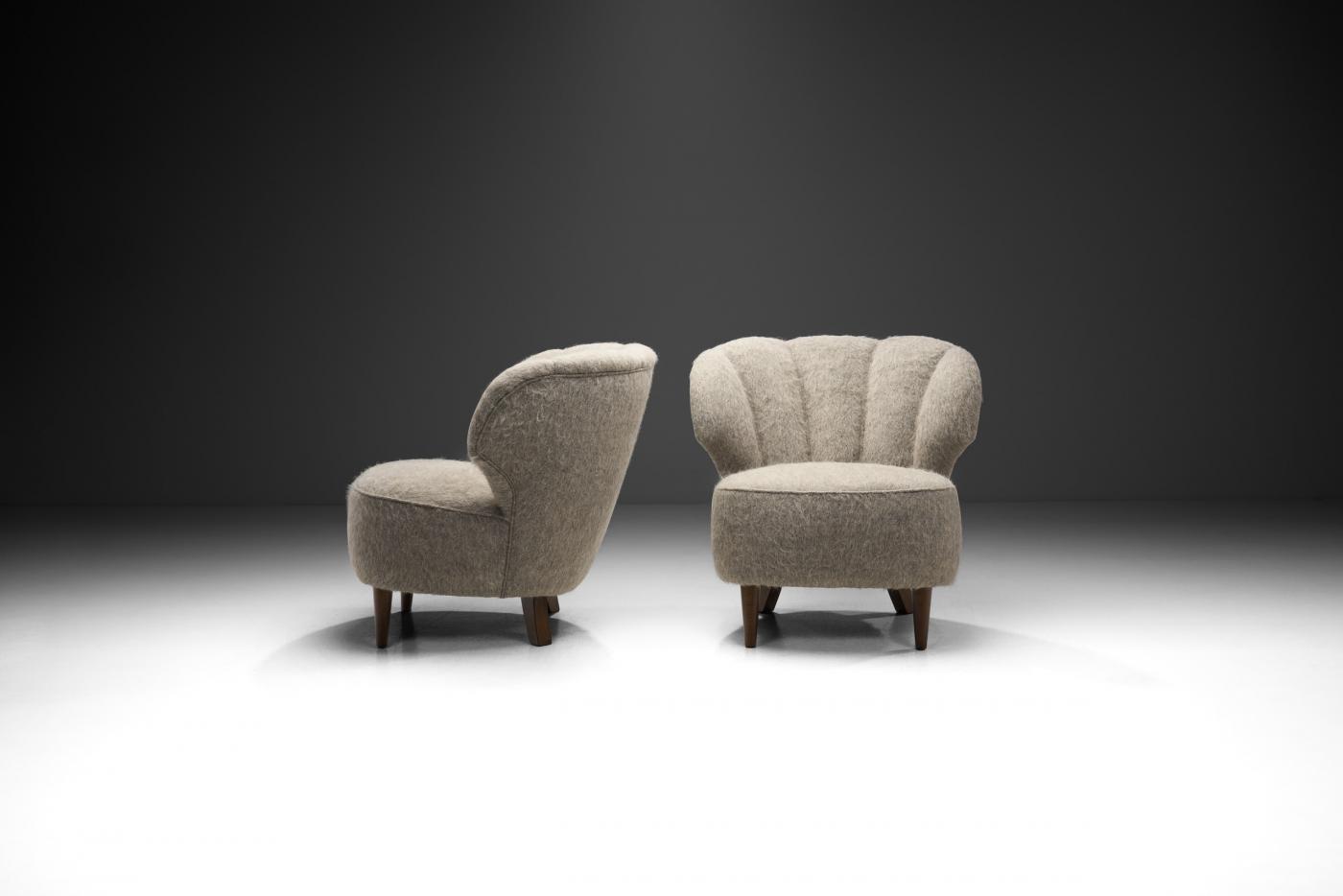 Mid-Century Modern Easy Chairs with Lacquered Wood Legs, Scandinavia 1950s