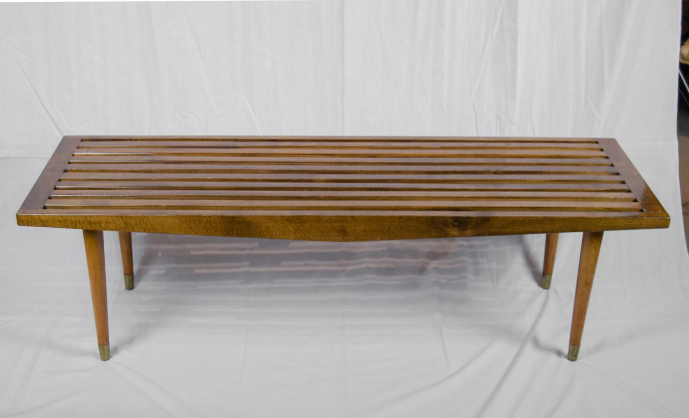 Multi-toned Wooden Slat Bench