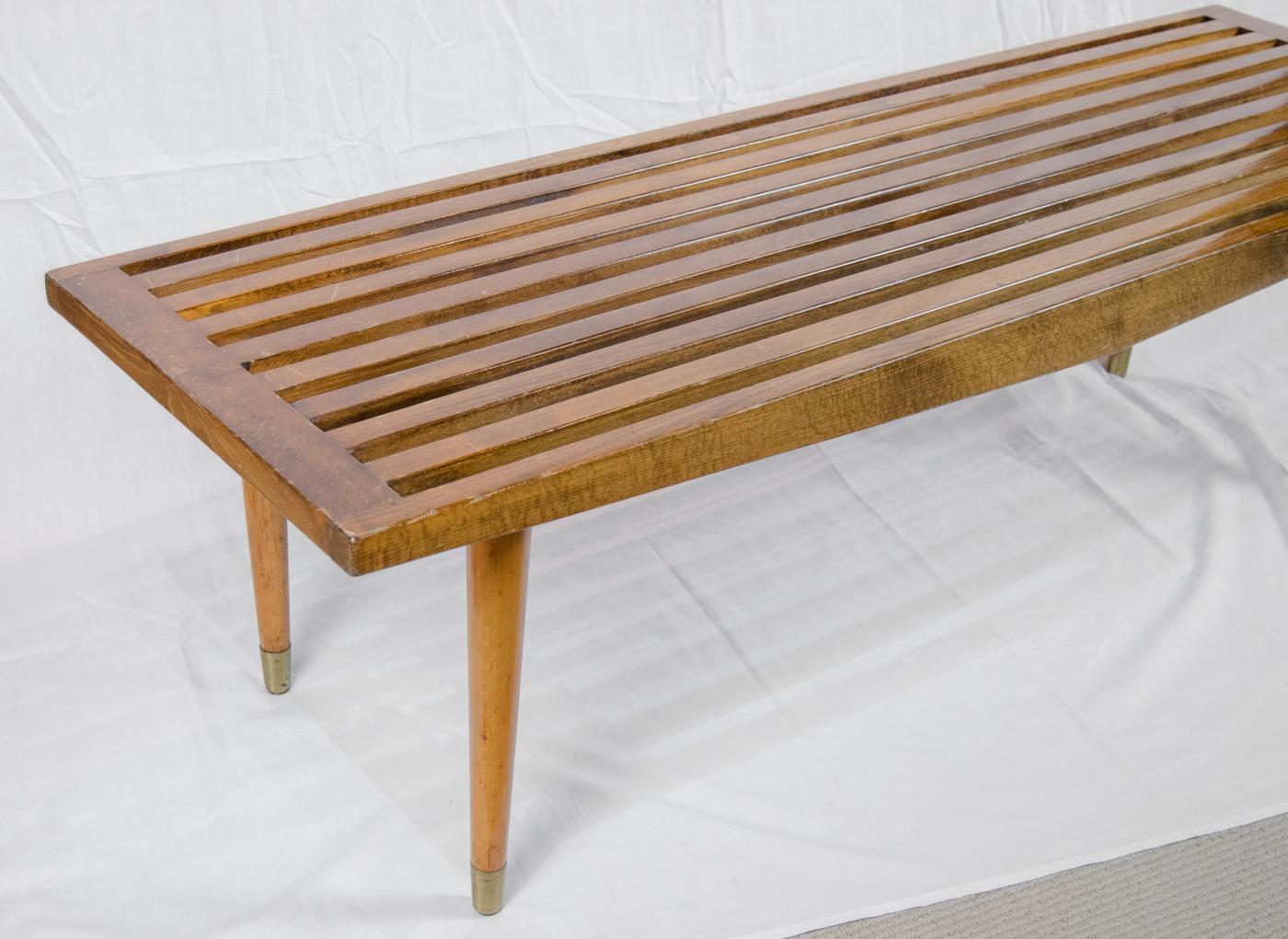 Multi-toned Wooden Slat Bench