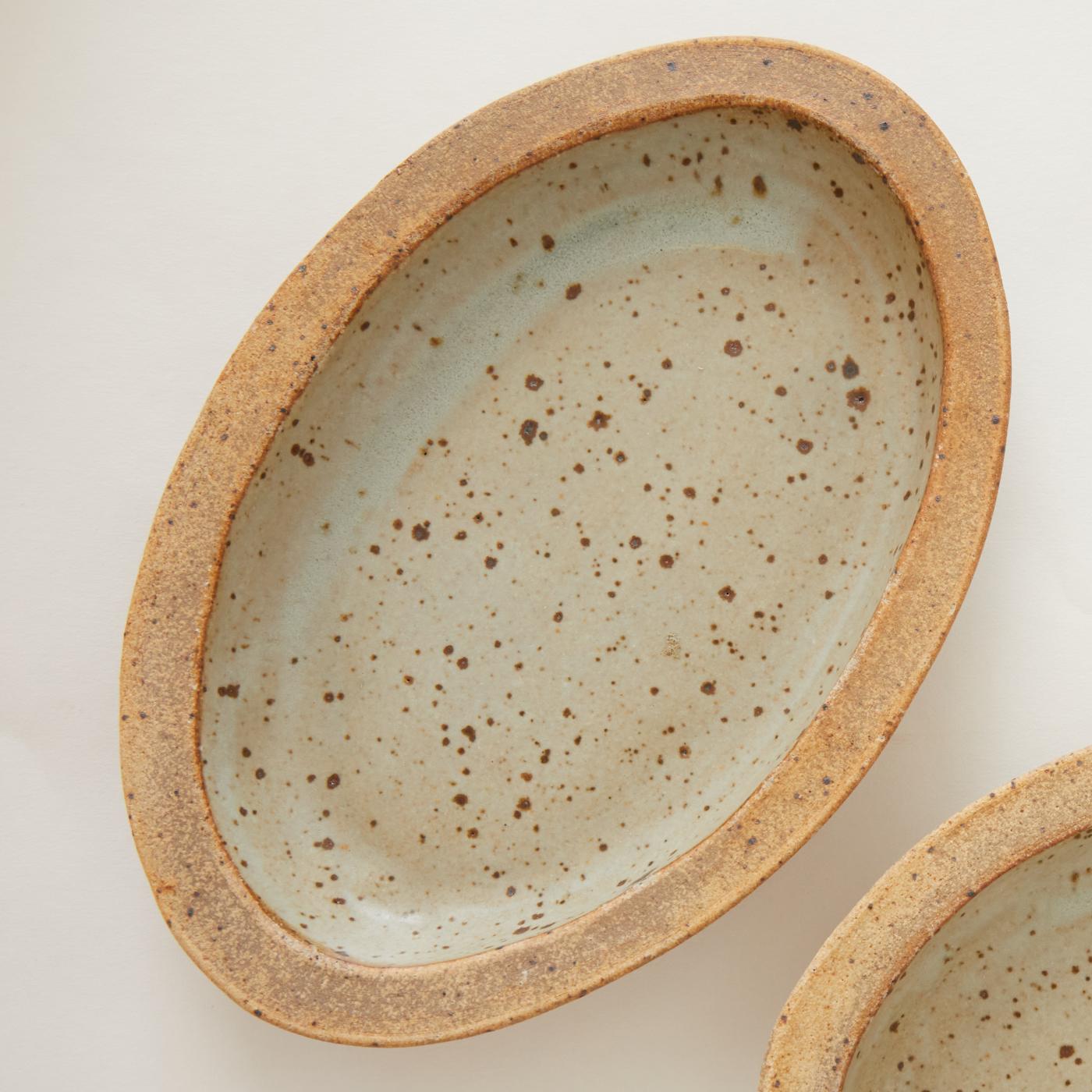 PAIR OF CERAMIC DISHES