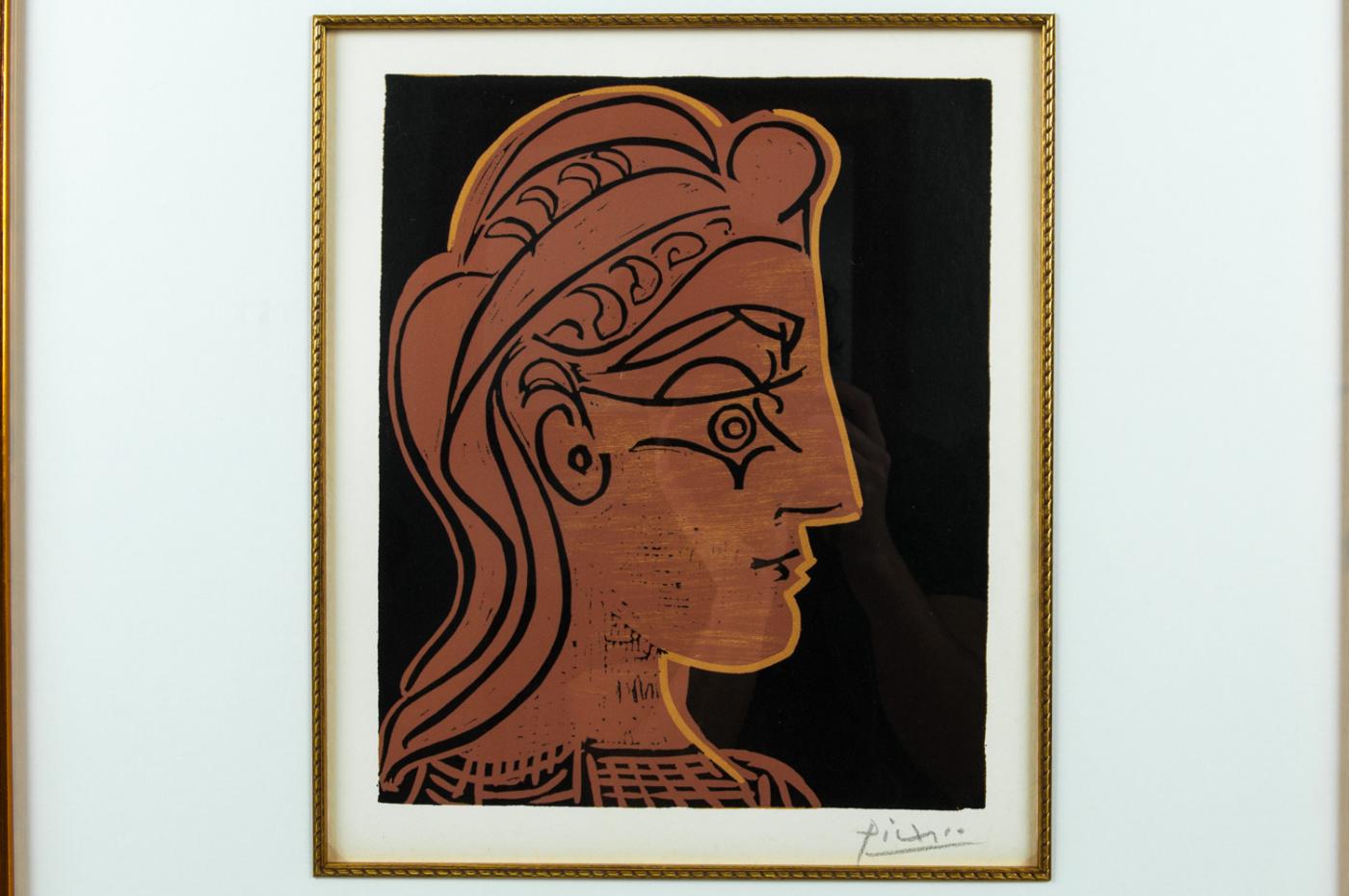 Pablo Picasso - Pablo Picasso Wood Framed Decorative Art