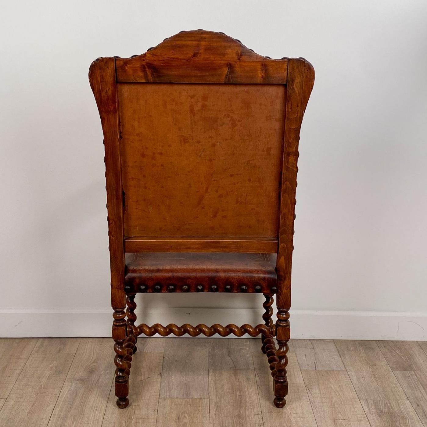 Pair of Italian Oversized Carved Baroque Style Thrones, circa 1860