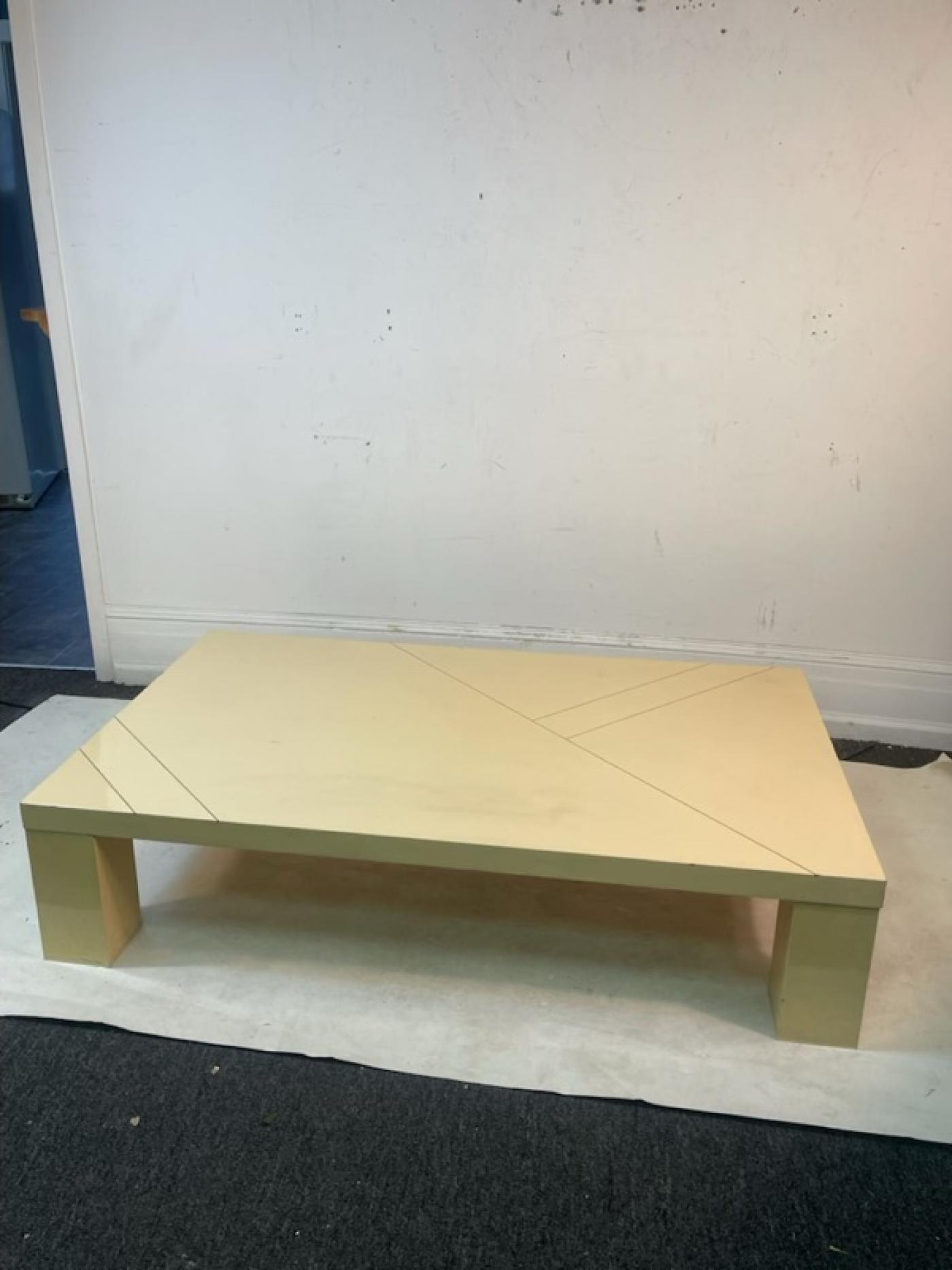 Paolo Gucci - MODERN CREAM LACQUER AND BRASS INLAY COFFEE TABLE BY ...