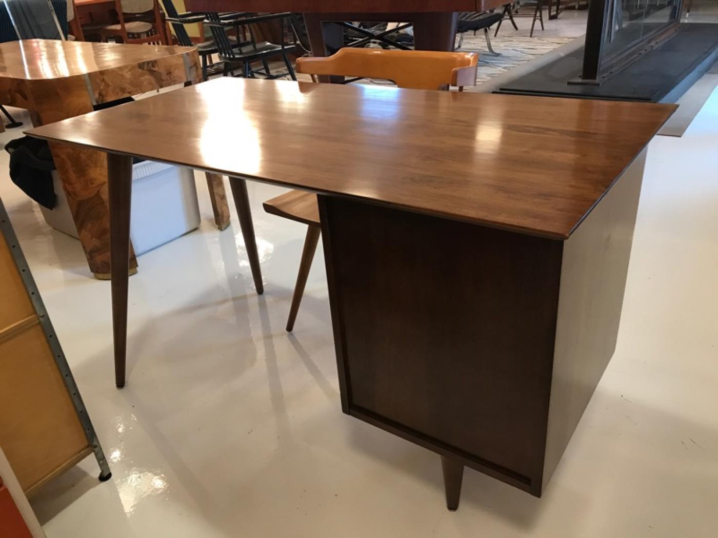 Paul McCobb - Paul McCobb desk