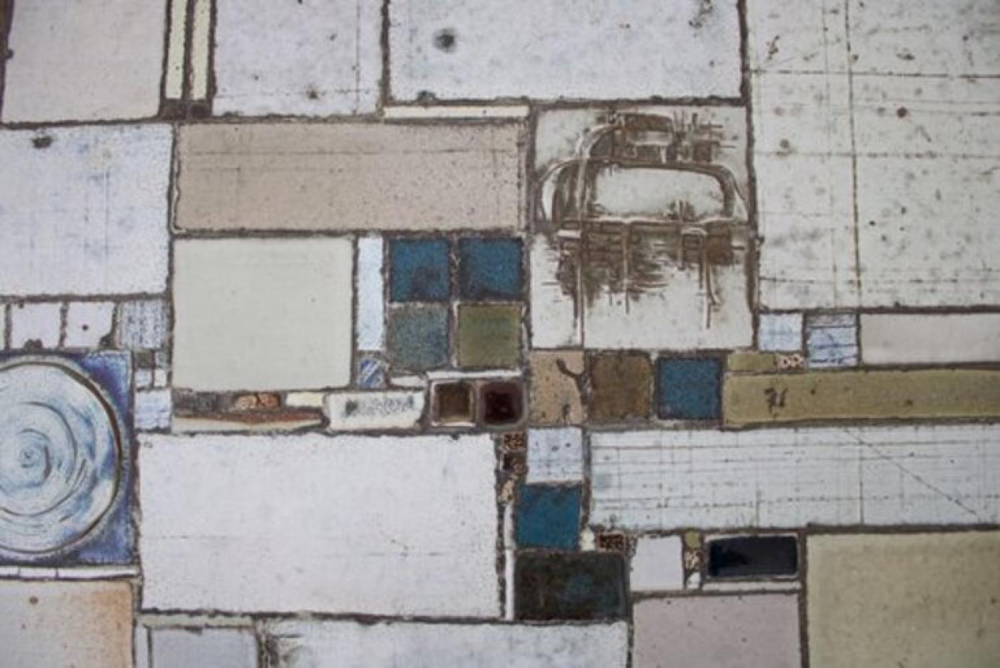 Pia Manu - Pia Manu Ceramic Tile Mosaic Belgian Coffee Table