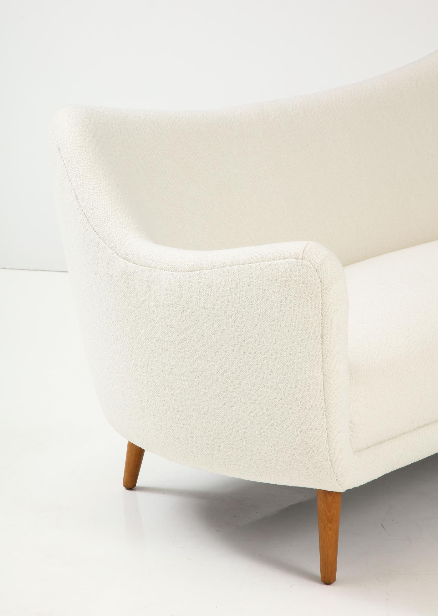 Finn Juhl - "Poet Sofa" designed by Finn Juhl