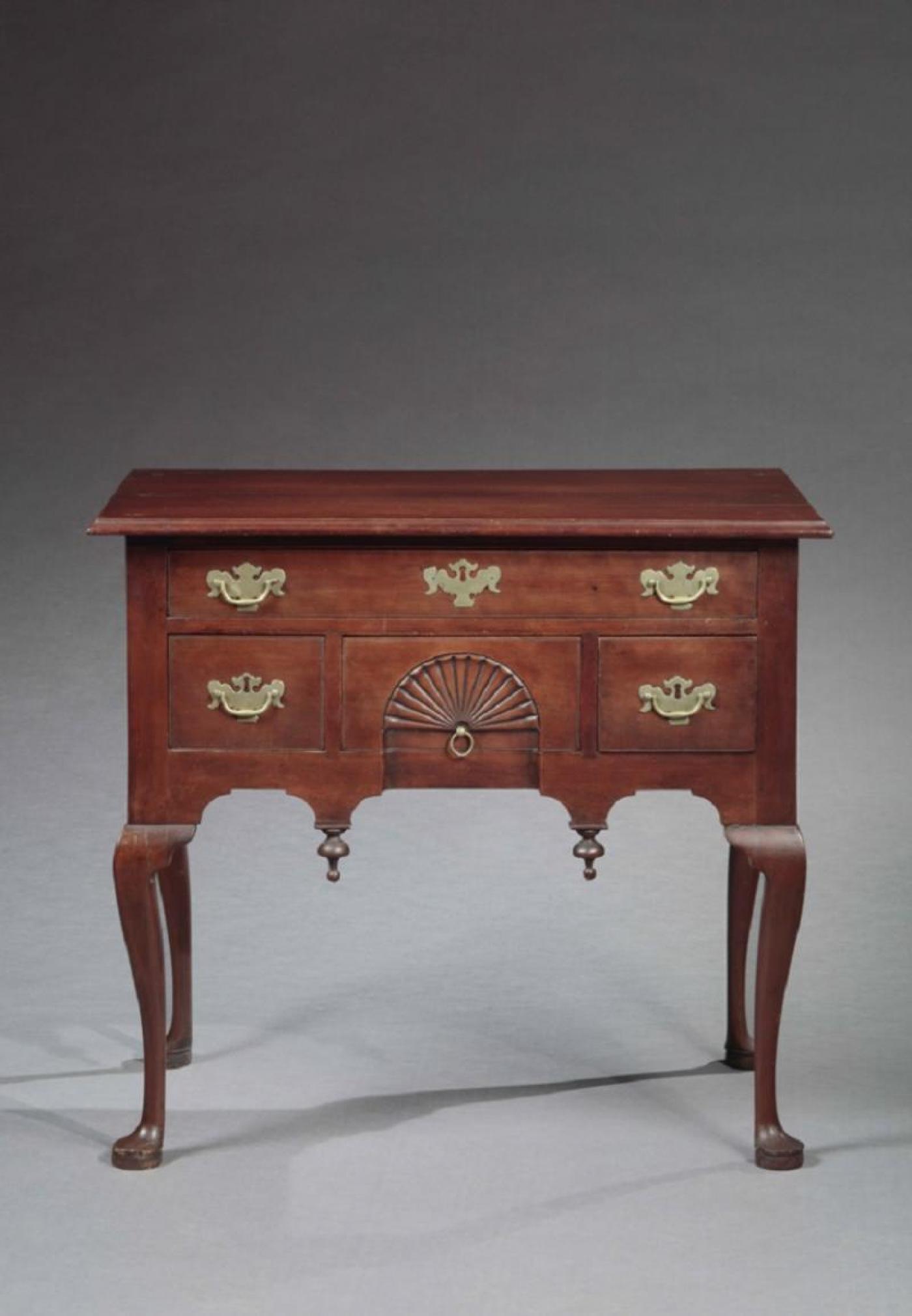 QUEEN ANNE LOWBOY