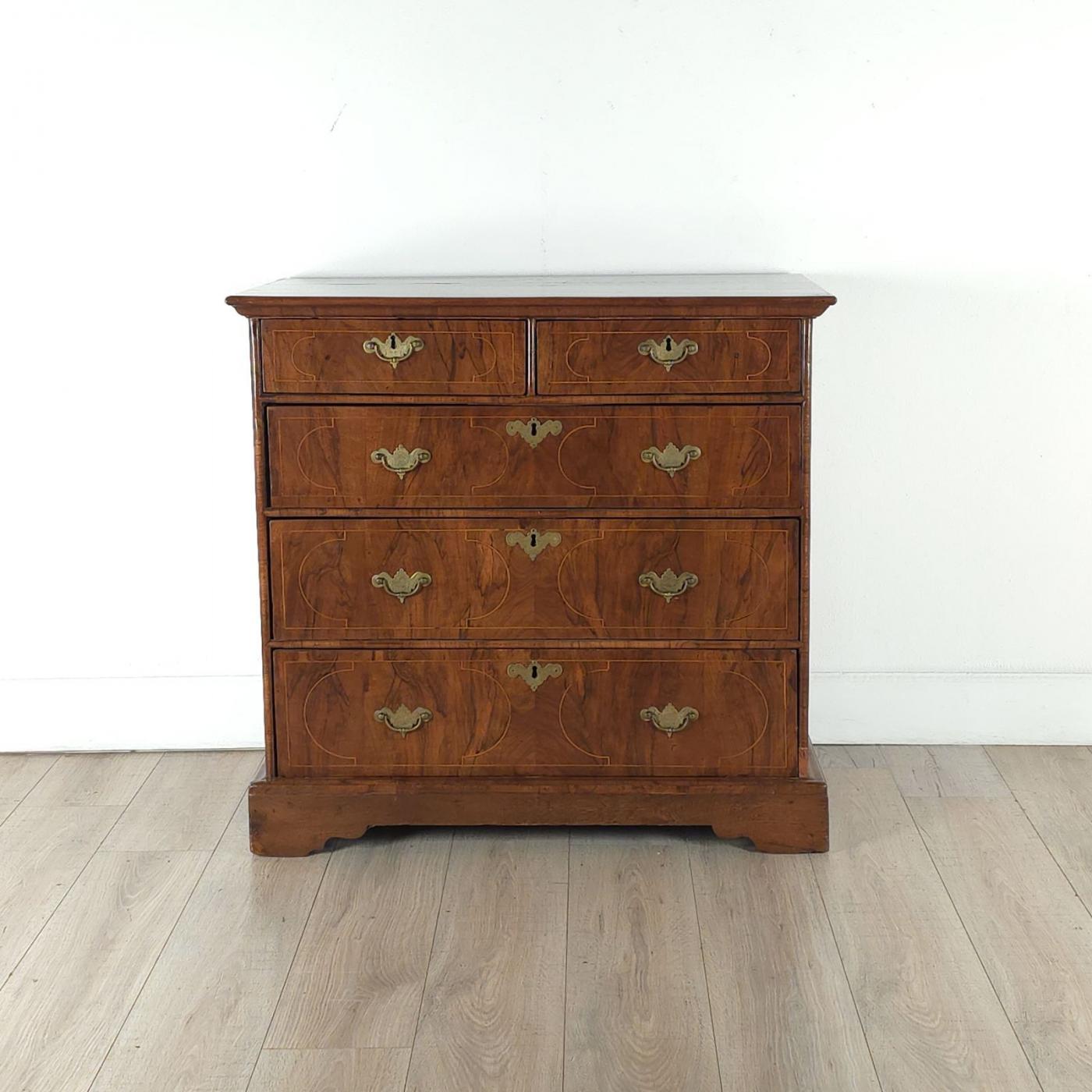 Queen Anne Chest of Drawers, England circa 1710