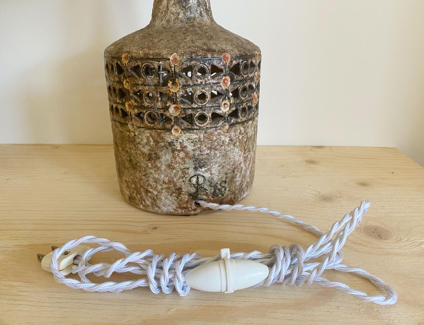 Raphael Giarrusso - RAPHAEL GIARRUSSO CERAMIC LAMP