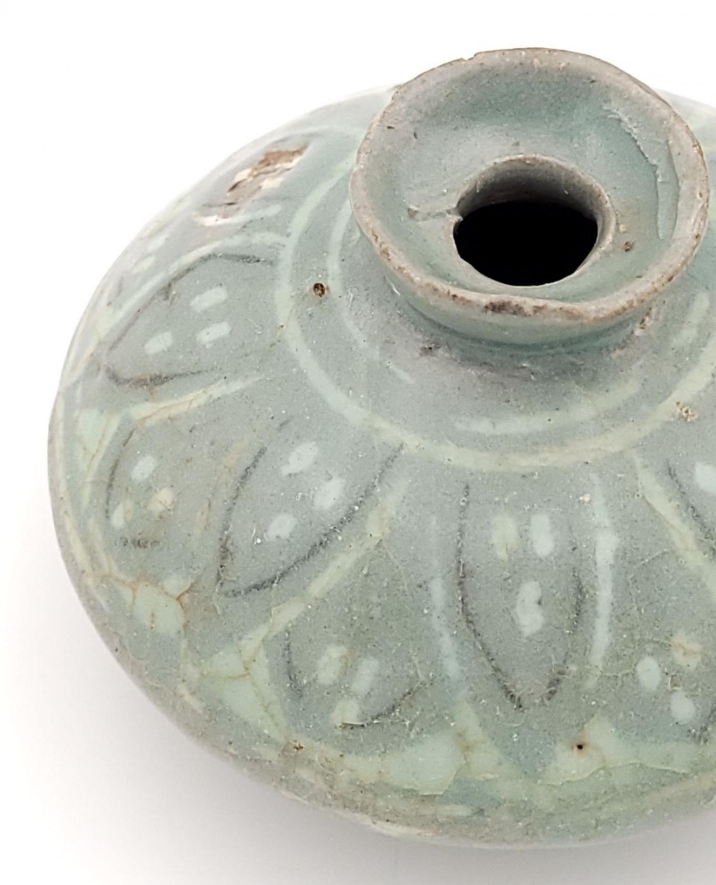 Rare Goryeo Dynasty Korean Celadon Bud Vase, 14th century