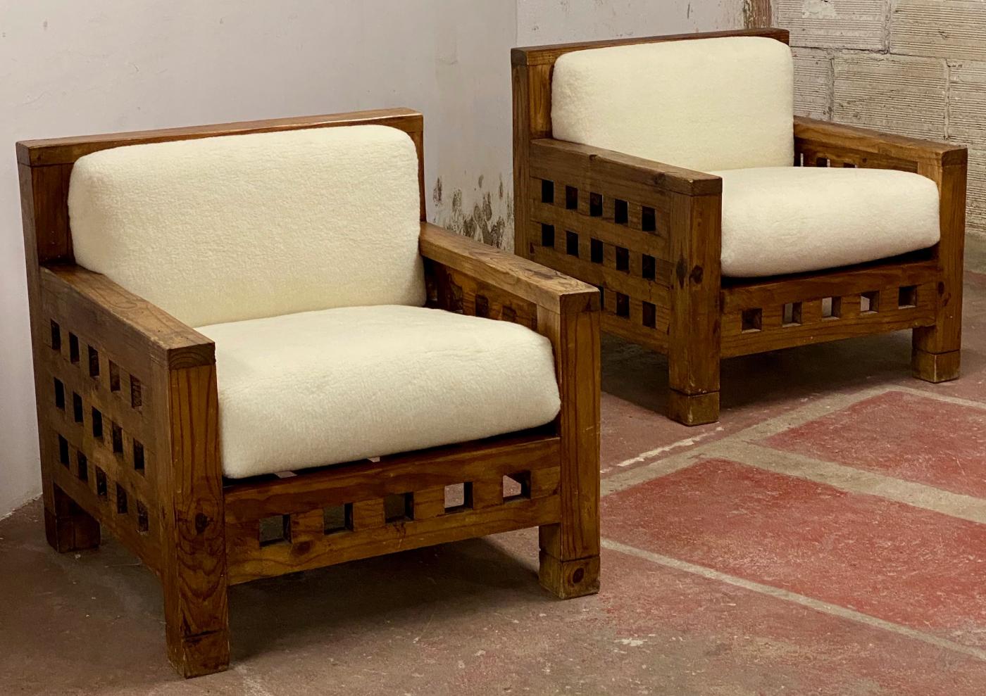 Rarest brutalist pair of sturdy lounge chair upholstored in wool faux fur