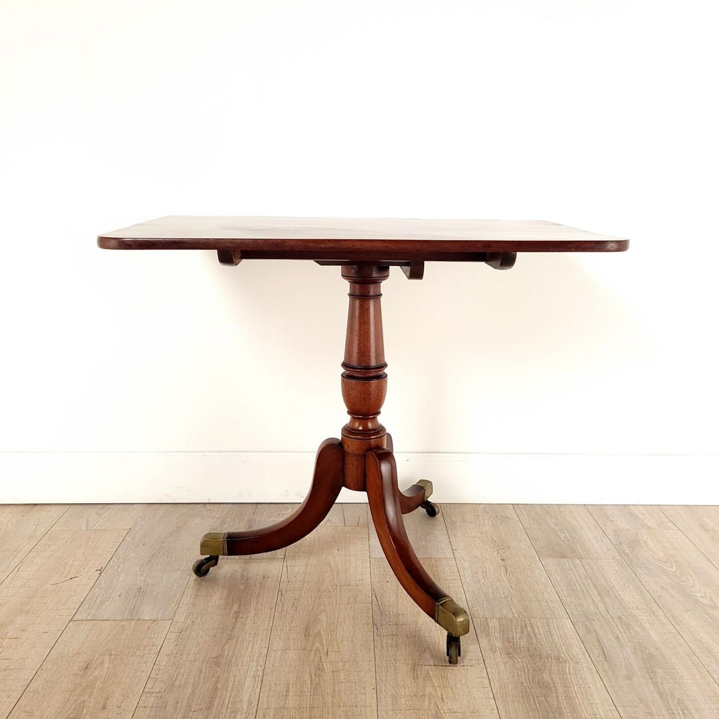 Regency Period Rectangular Tea Table with Rounded Corners, circa 1810