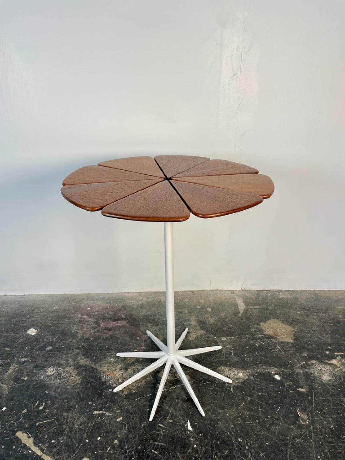 Richard Shultz - Petal Side Table designed by Richard Shultz for Knoll