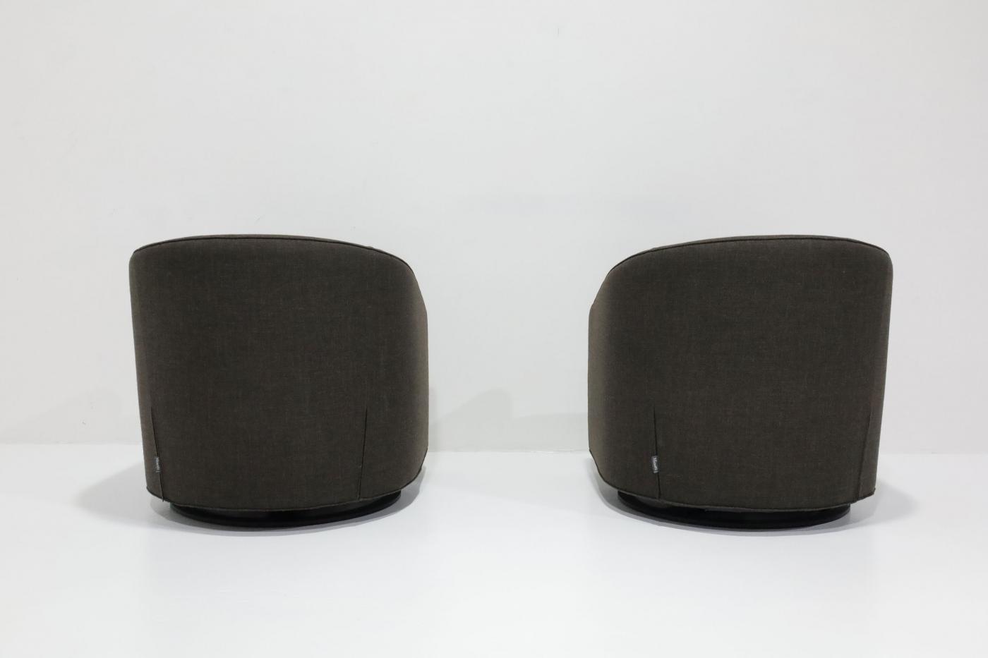 Rodolfo Dordoni - Minotti Portofino Swivel Lounge Chairs, Pair