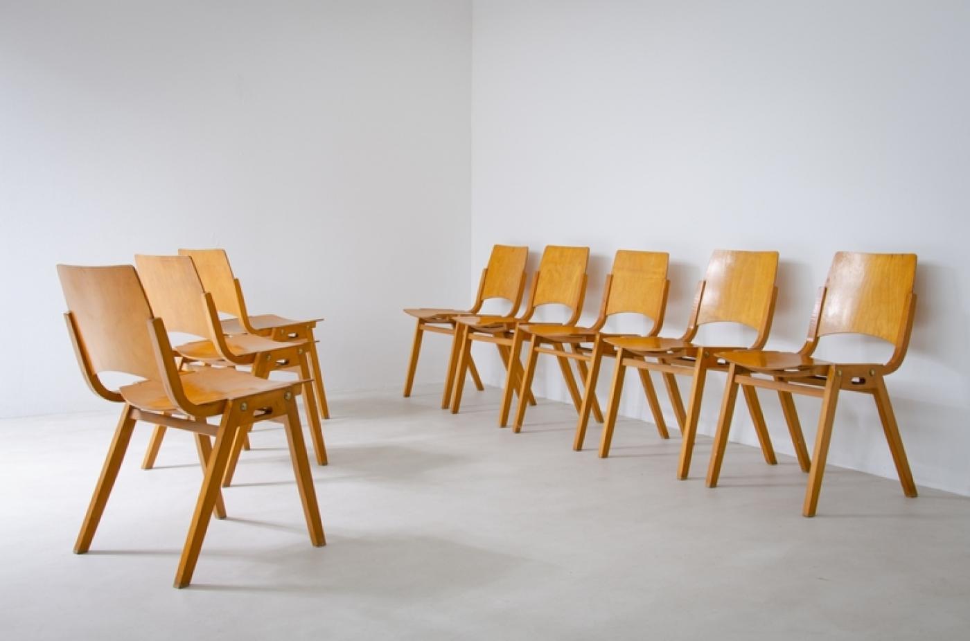 Roland Rainer - Set of 8 mid century modern stacking chairs model P7 in curved plywood.