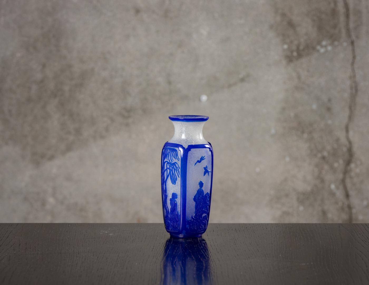 SET OF 3 PEKING GLASS JARS