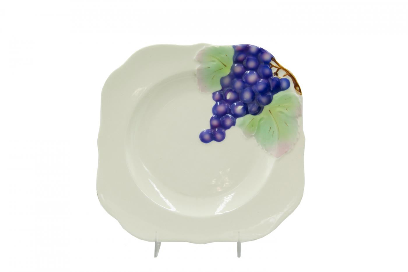 Set of 12 English Victorian Porcelain Plates with Fruit