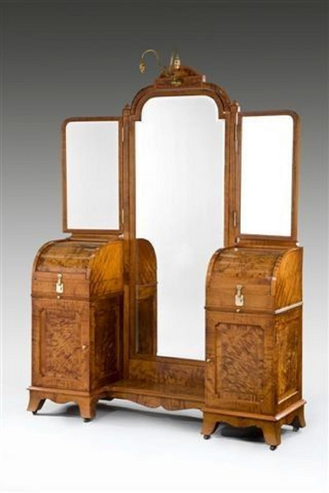 Silver fitted dressing table