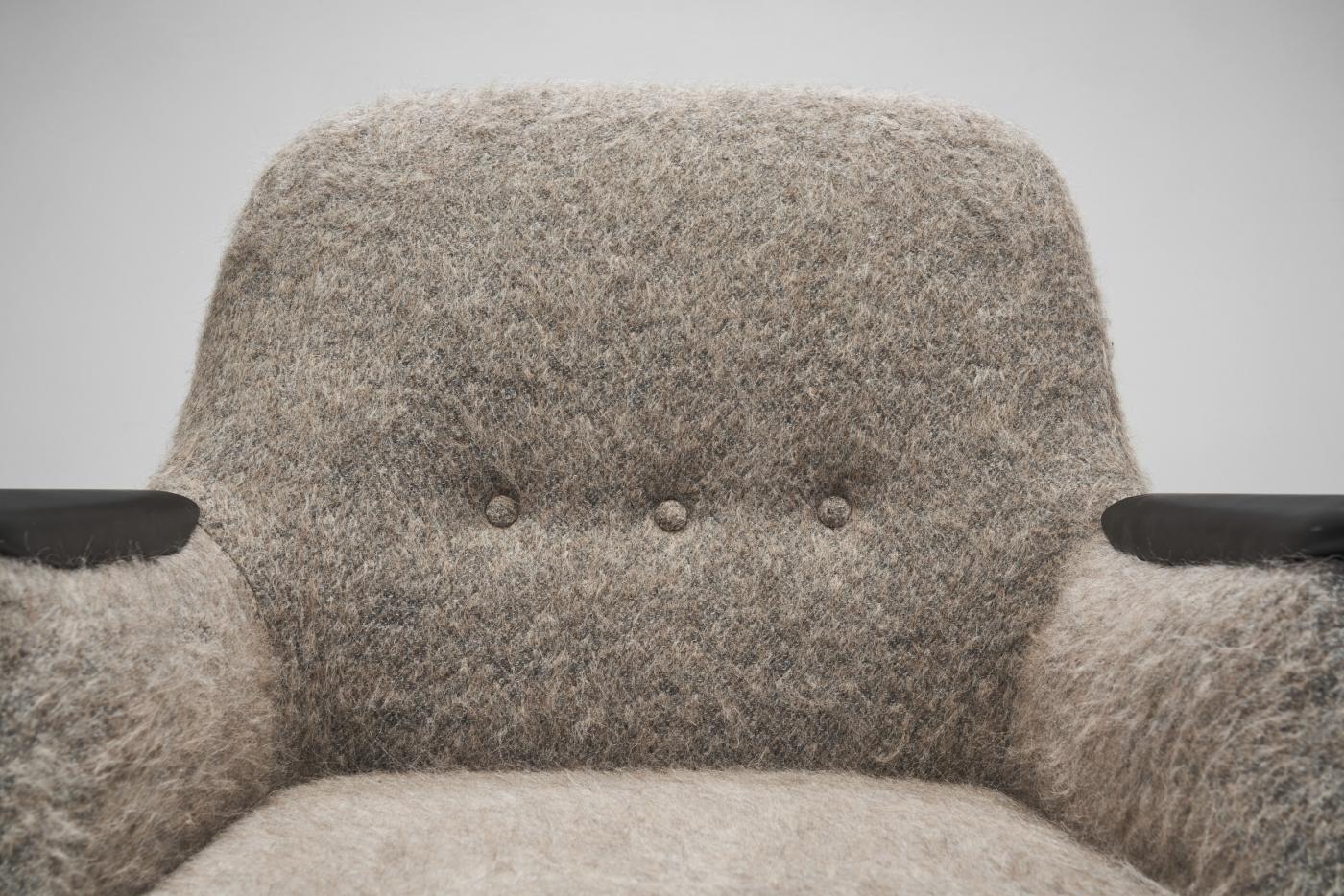 Svante Skogh - "Pallas" Lounge Chair by Svante Skogh for Asko, Finland ...