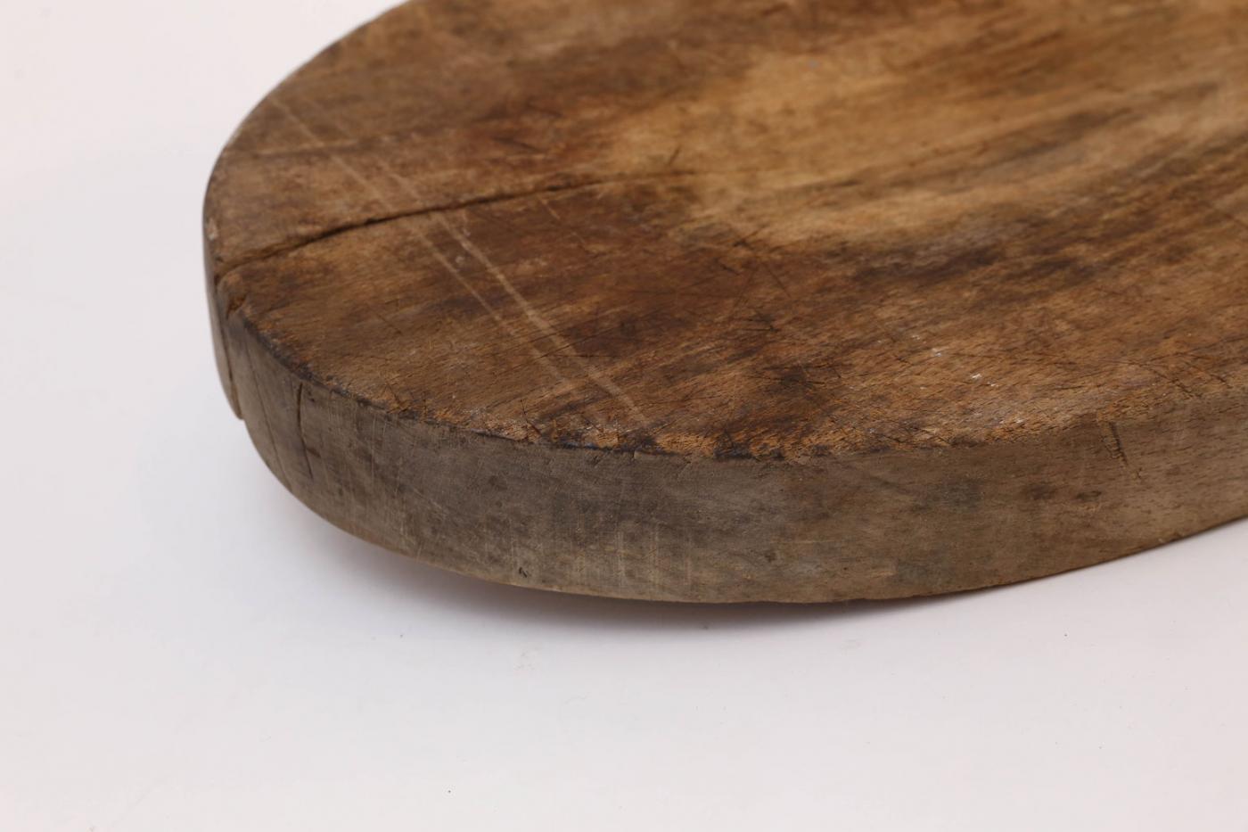 Thick Oval-Shaped Cutting Board