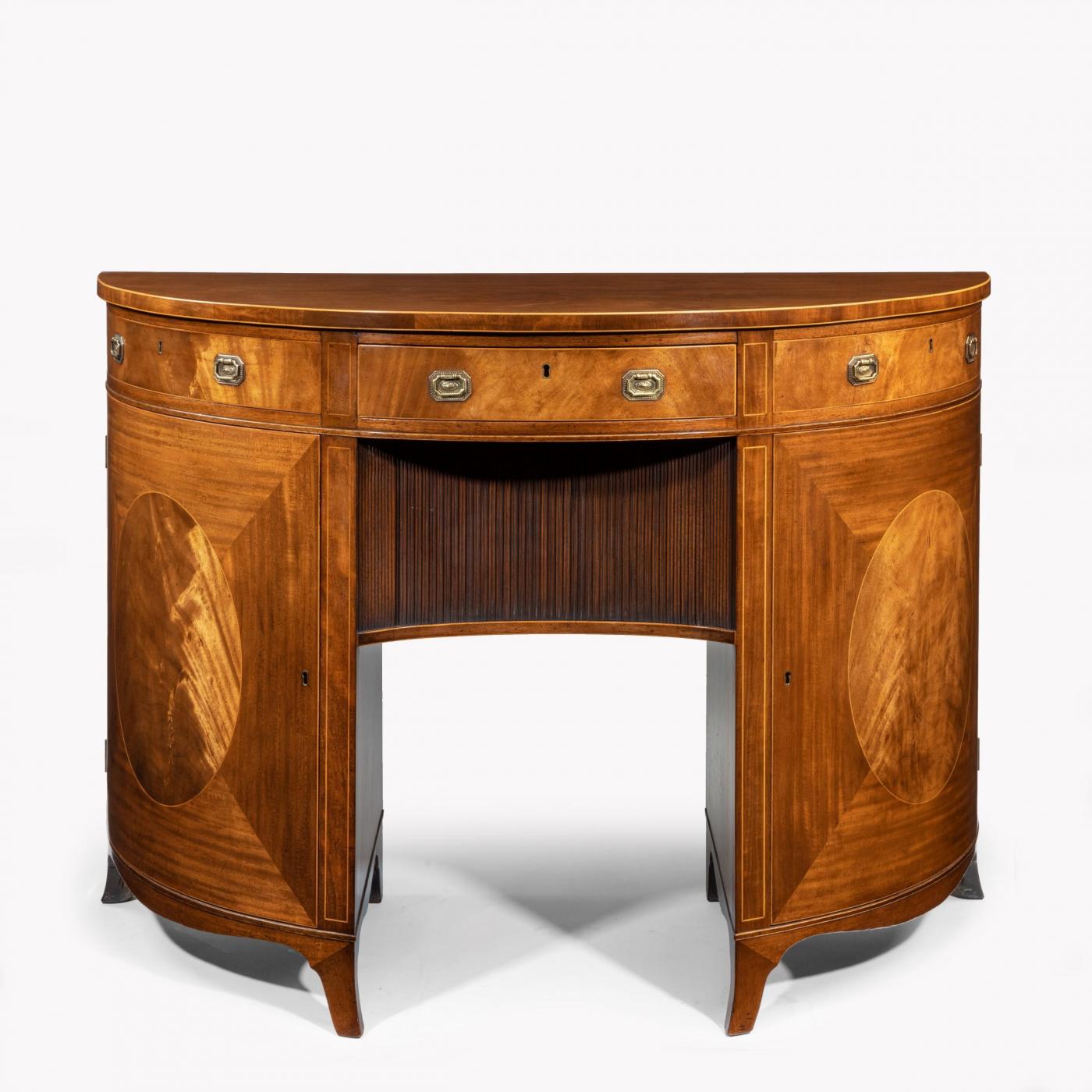 Thomas Sheraton - A fine pair of George III figured mahogany side ...