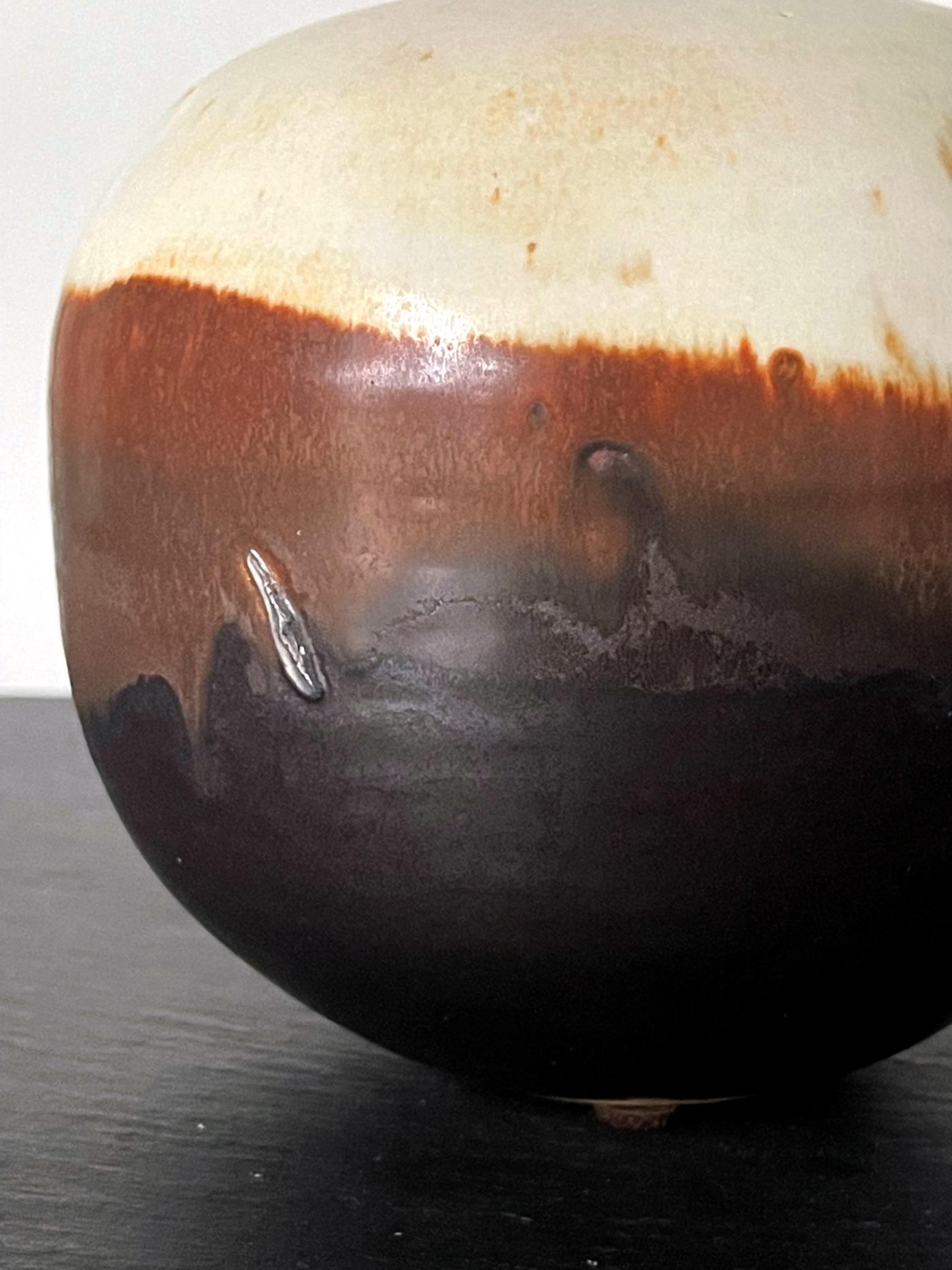 Toshiko Takaezu - Ceramic Closed Form Pot by Toshiko Takaezu