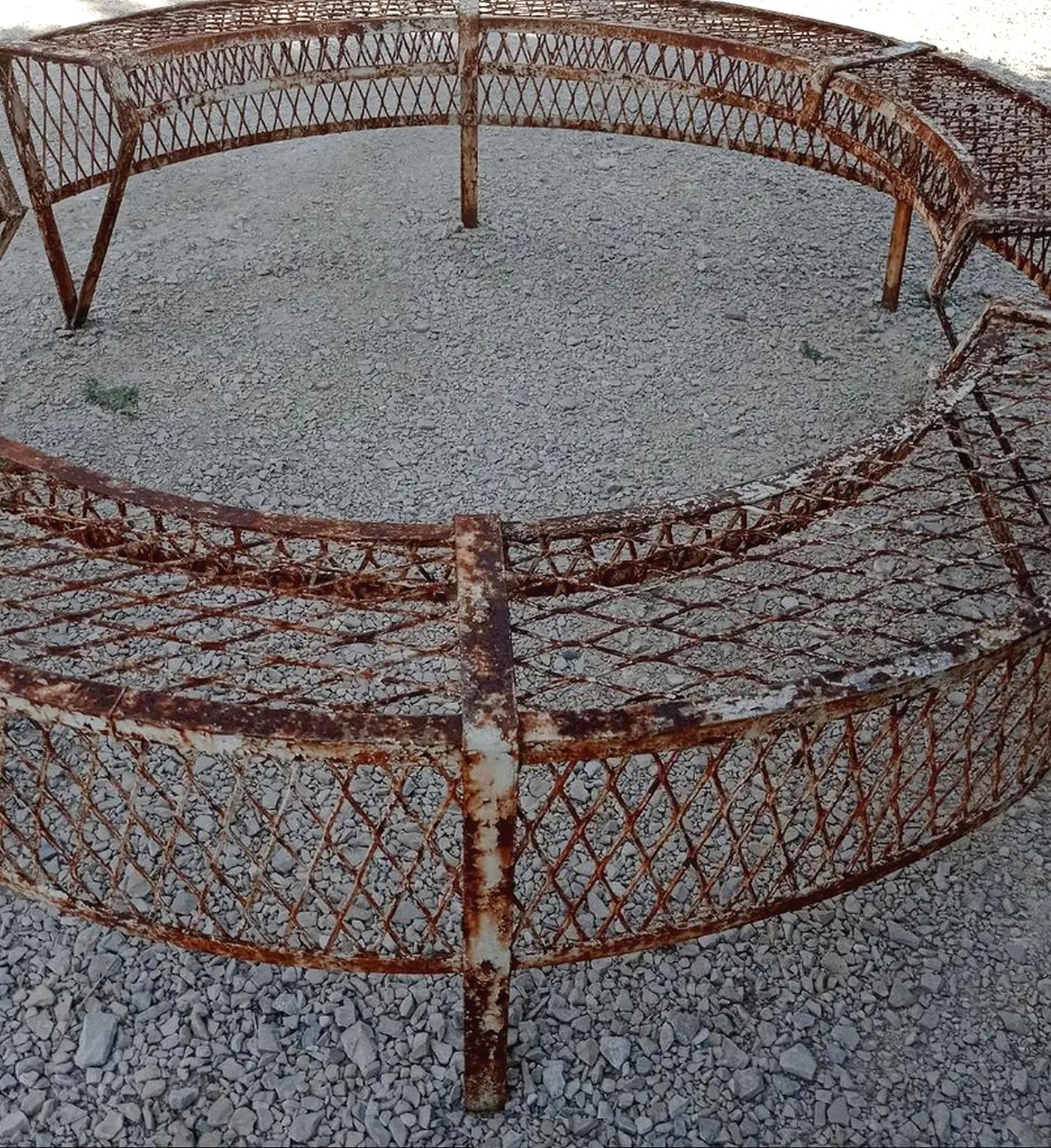 Two rare rounded wrought-iron benches, France beginning of the 20th ...
